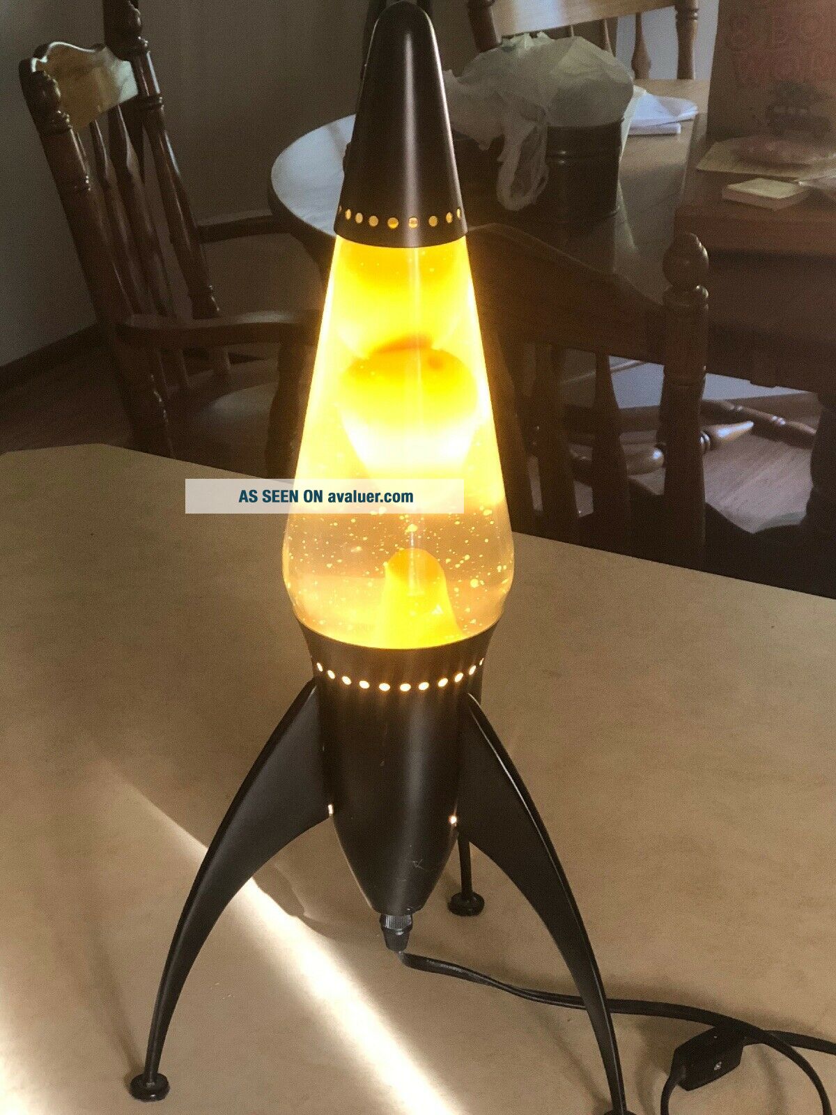 VINTAGE RETRO LAVA LITE LAMP ROCKET SPACESHIP STARSHIP YELLOW LAVA ...