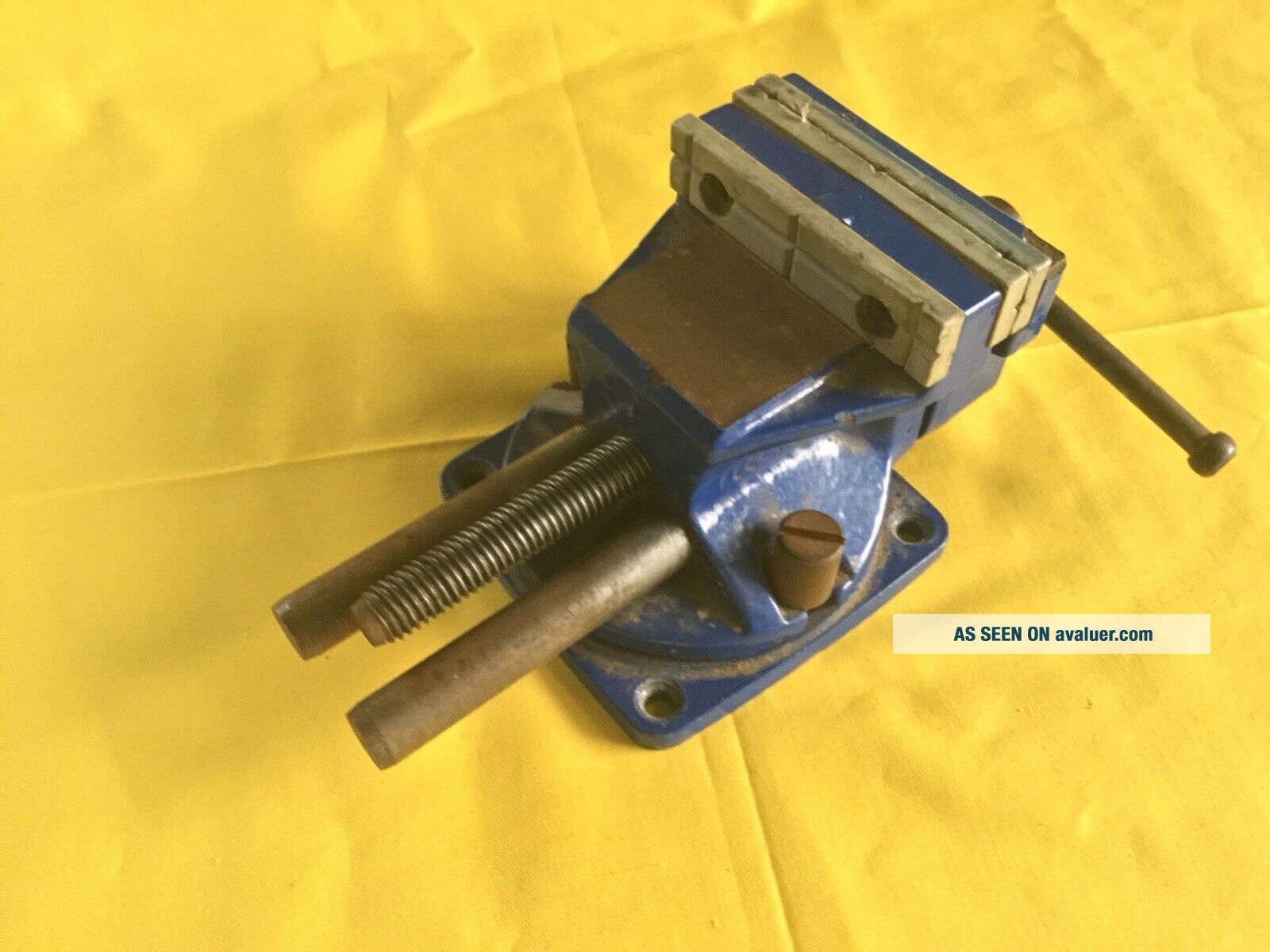 Record No. 2075 Reversible Bench Vise With Swivel Base & Non - Marking ...