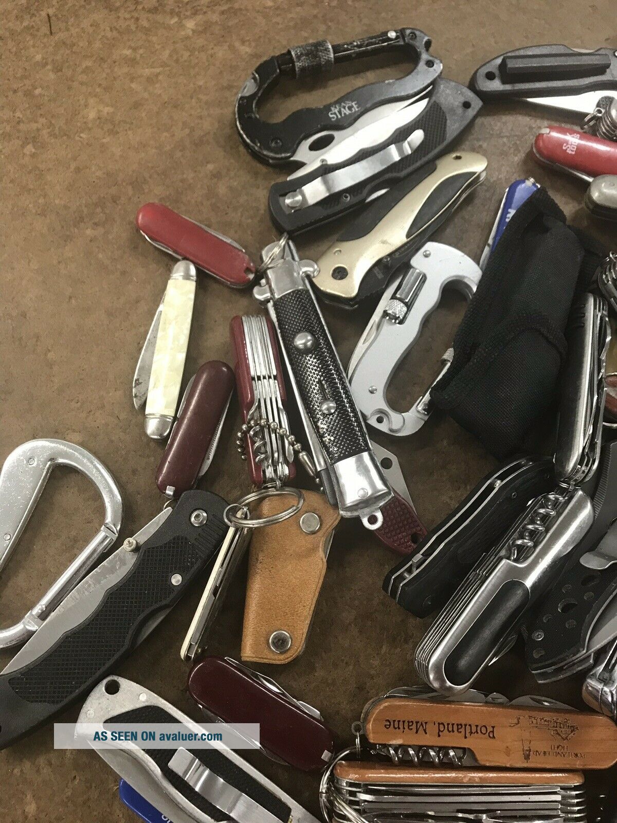 TSA Confiscated Knives Over 27 Ibs Of Knives In Various Sizes. Please ...