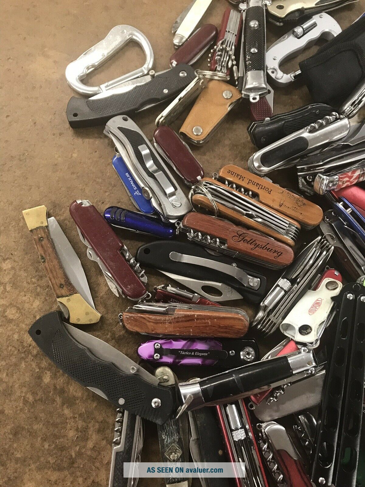 TSA Confiscated Knives Over 27 Ibs Of Knives In Various Sizes. Please ...