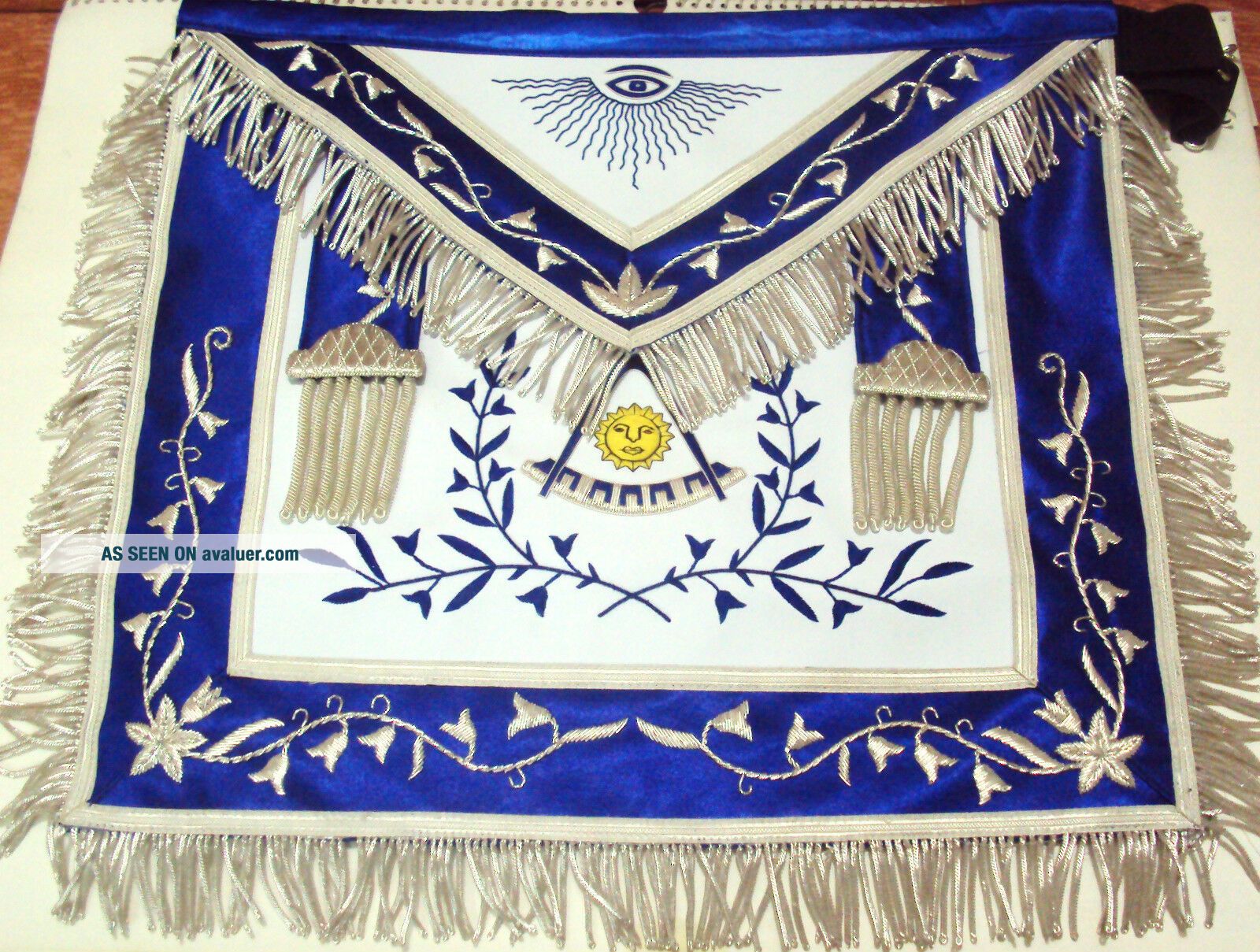 HAND EMBROIDER MASONIC PAST MASTER APRON BLUE SILK BORDER SILVER ...