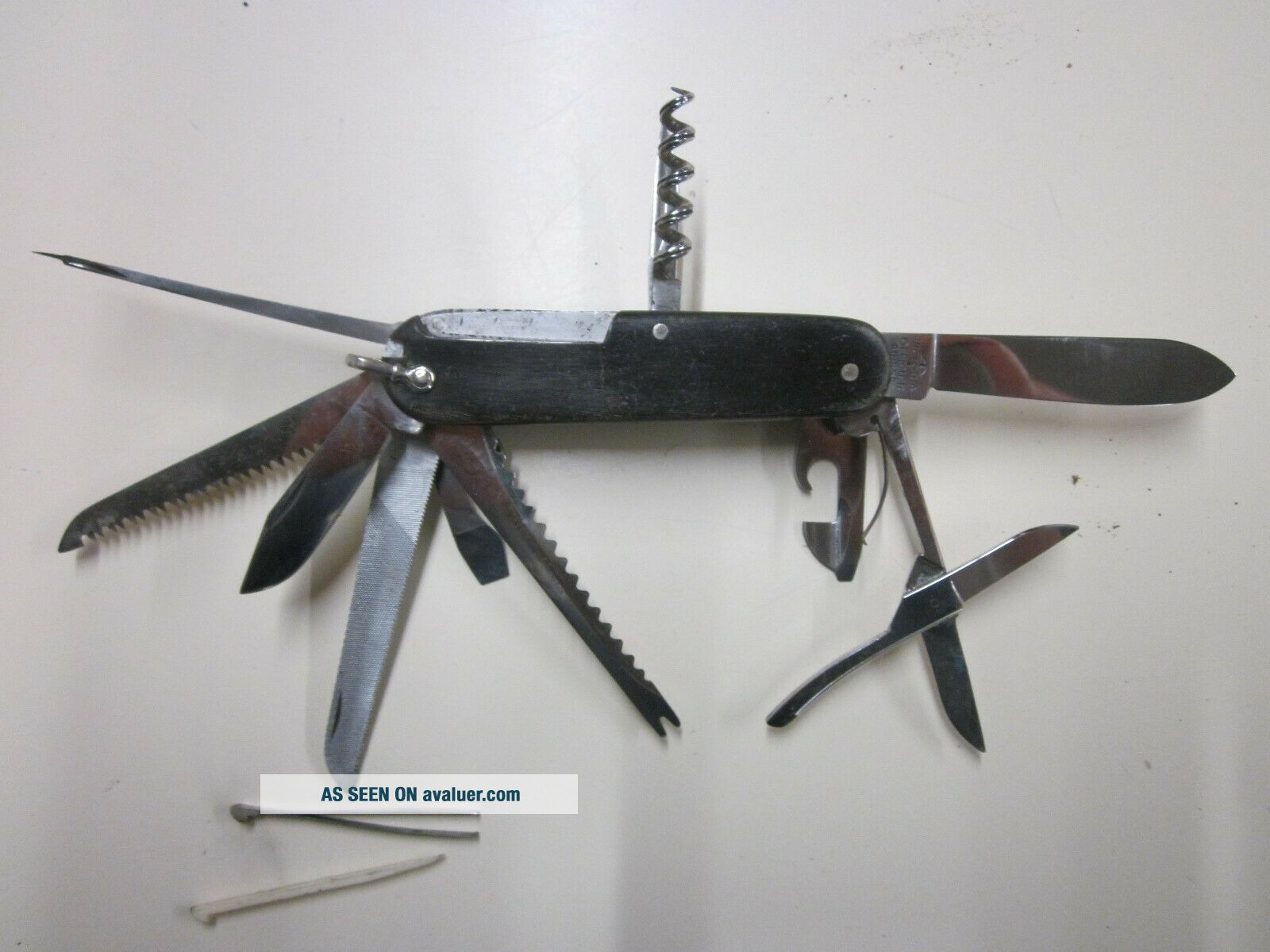 VICTORINOX VICTORIA Officier Old Cross Swiss Army Knife Sackmesser ...
