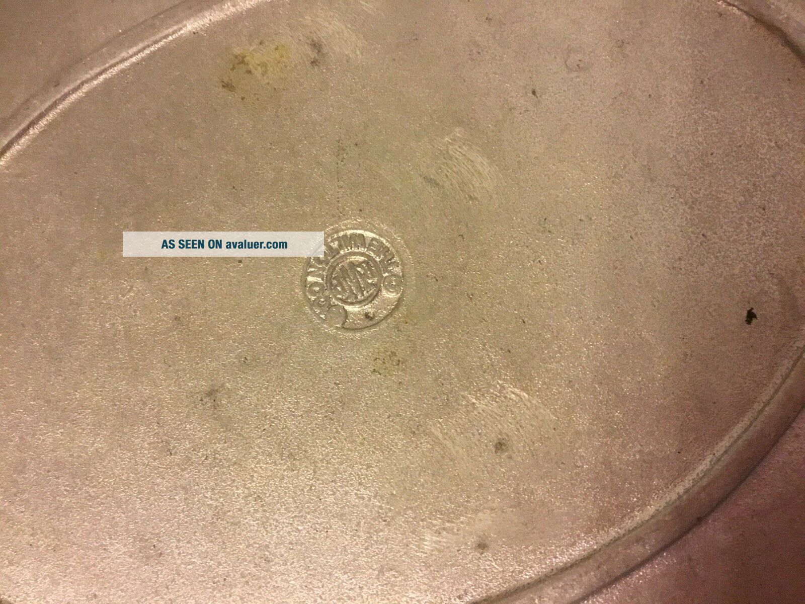 VINTAGE RWP The Wilton Co. METAL SERVING Platter PEWTER SILVER FLORAL ...