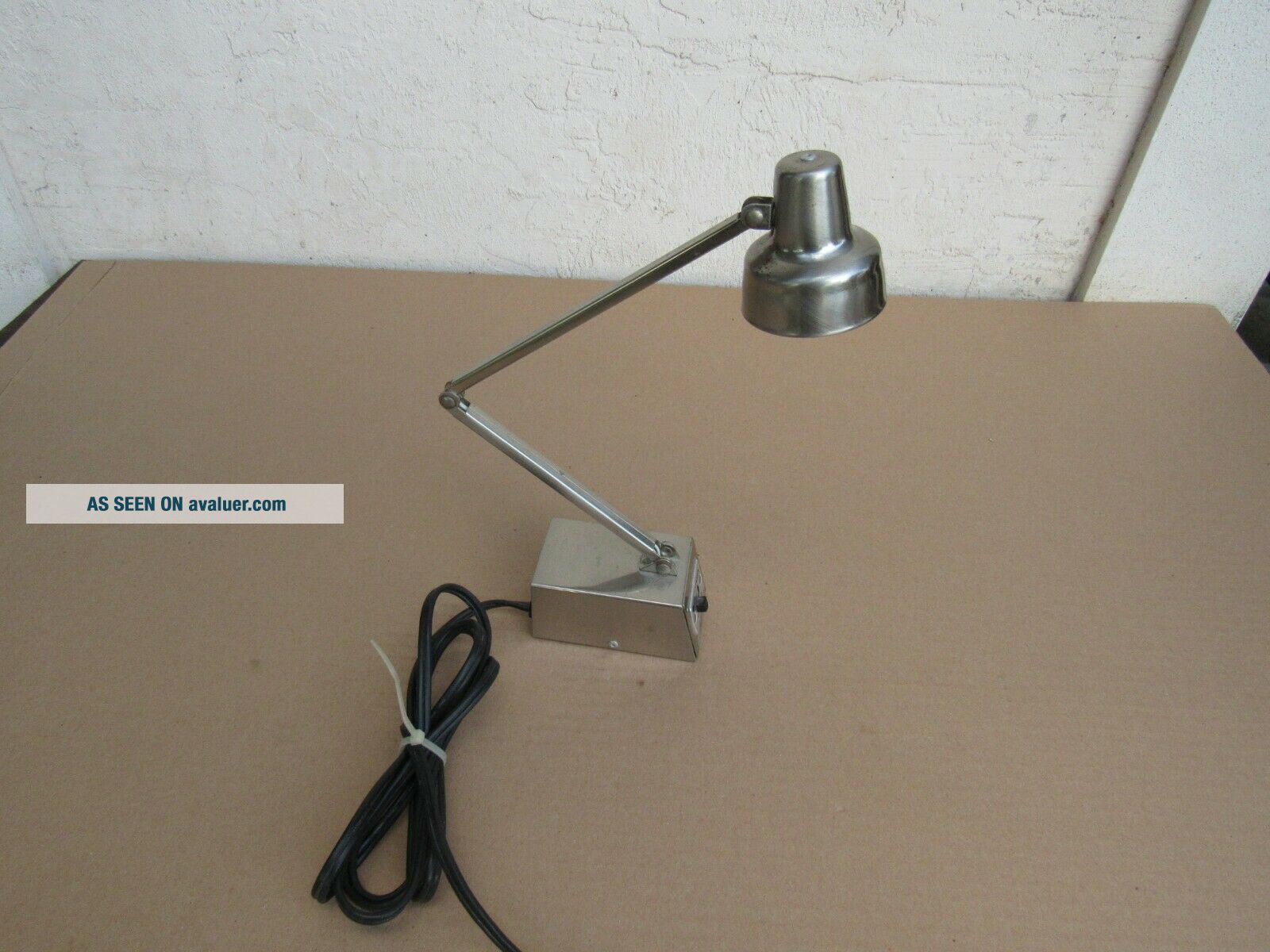 VINTAGE TENSOR MODEL 1500 MINI SWIVEL HIGH INTENSITY LAMP | #3144125