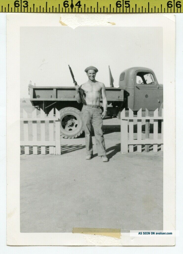 Vintage 1940 ' S Photo / WWII - Shirtless Soldier With Machine Gun By ...