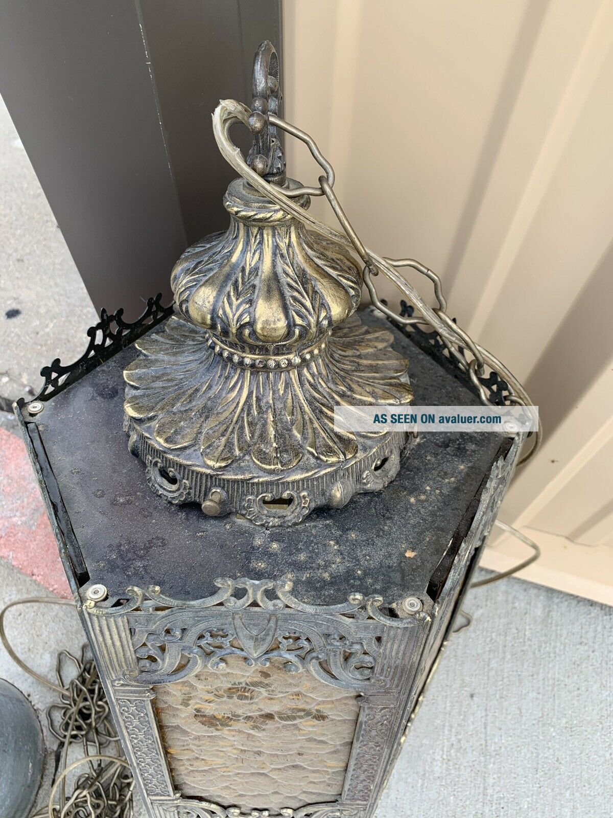 VINTAGE BRASS AMBER GLASS WINDOWS HANGING LAMP | #3208413