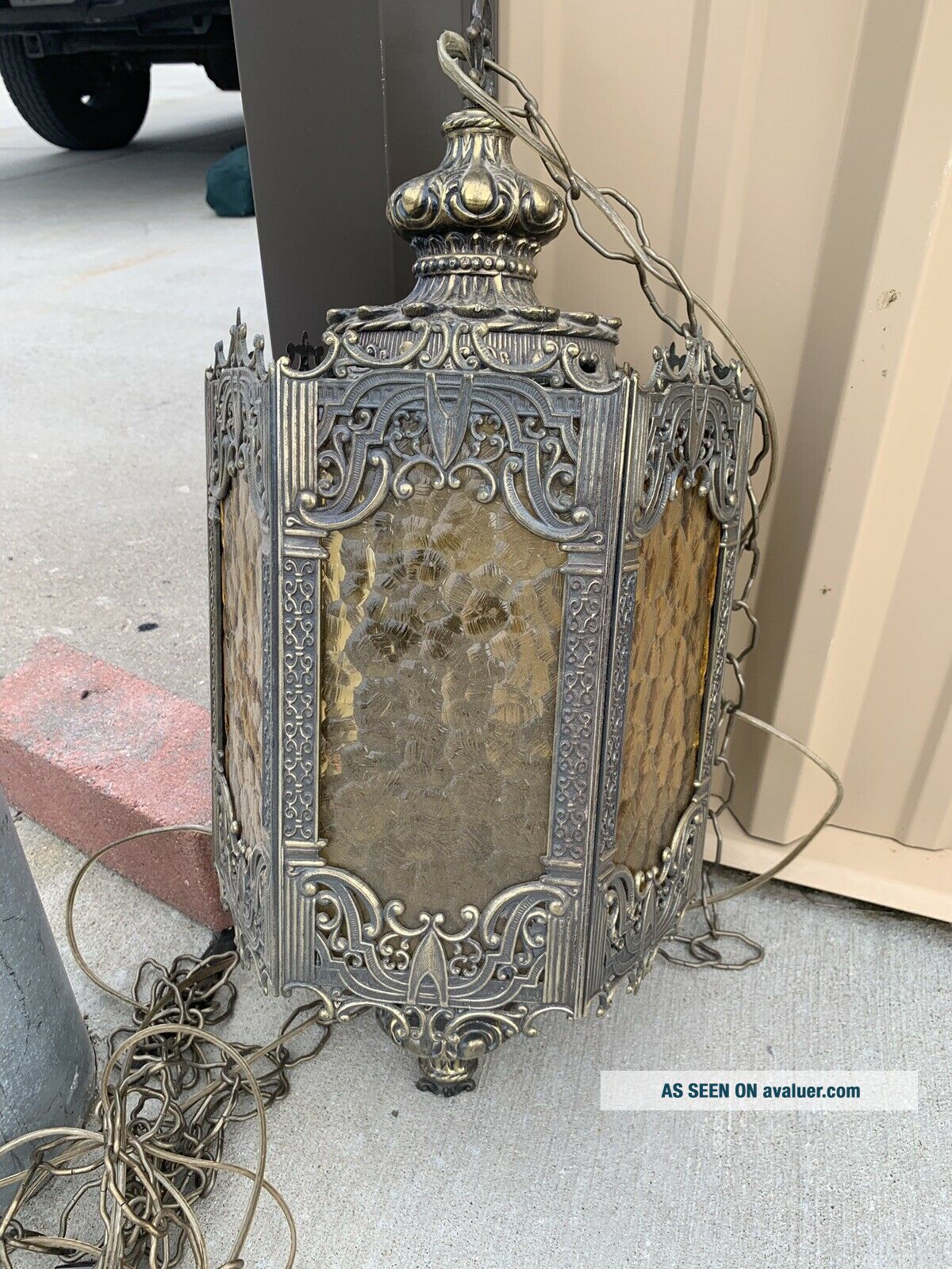 VINTAGE BRASS AMBER GLASS WINDOWS HANGING LAMP | #3208413