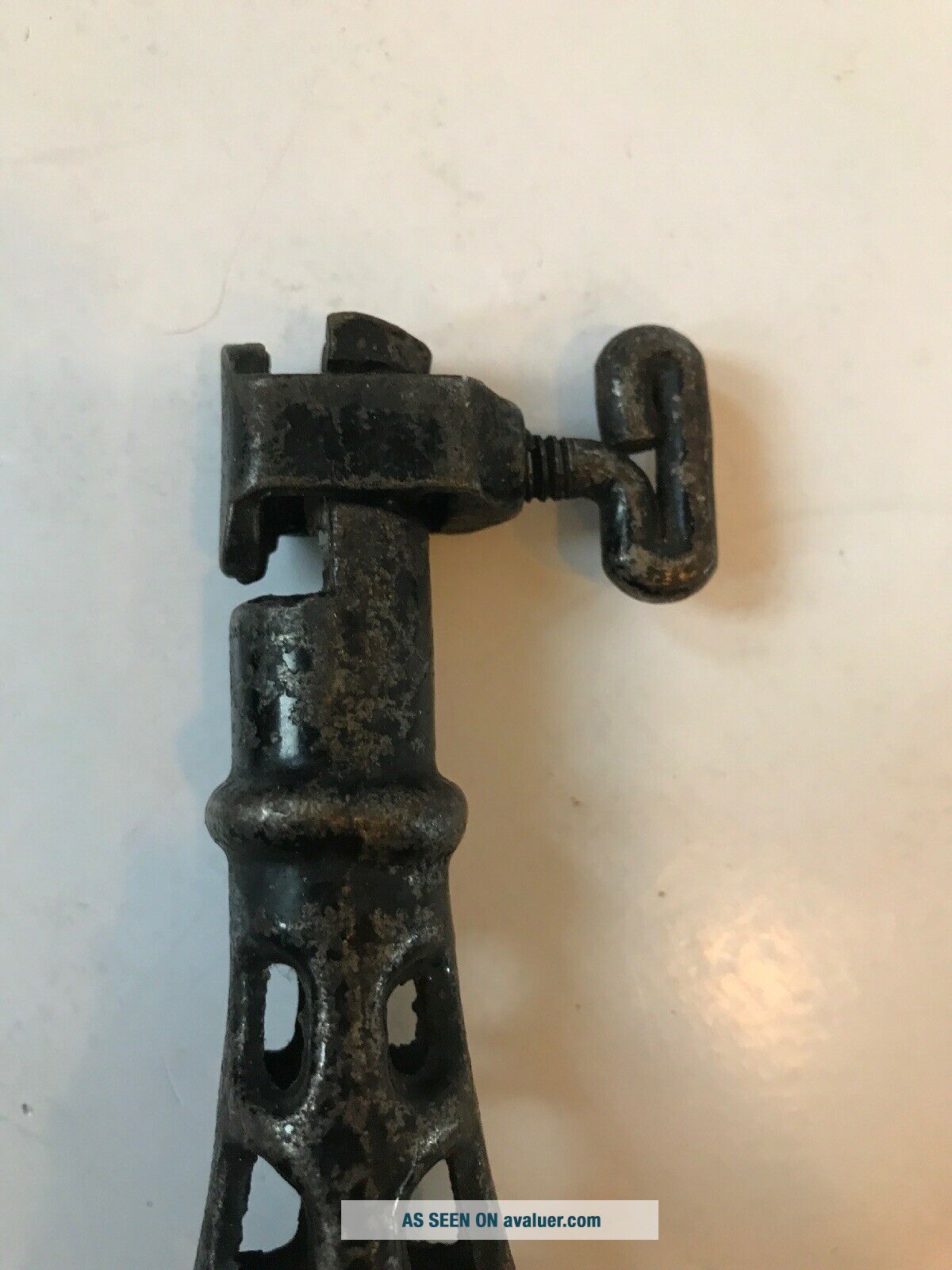 Vintage Metal Ventilated File Holder Handle Tool | #3461303