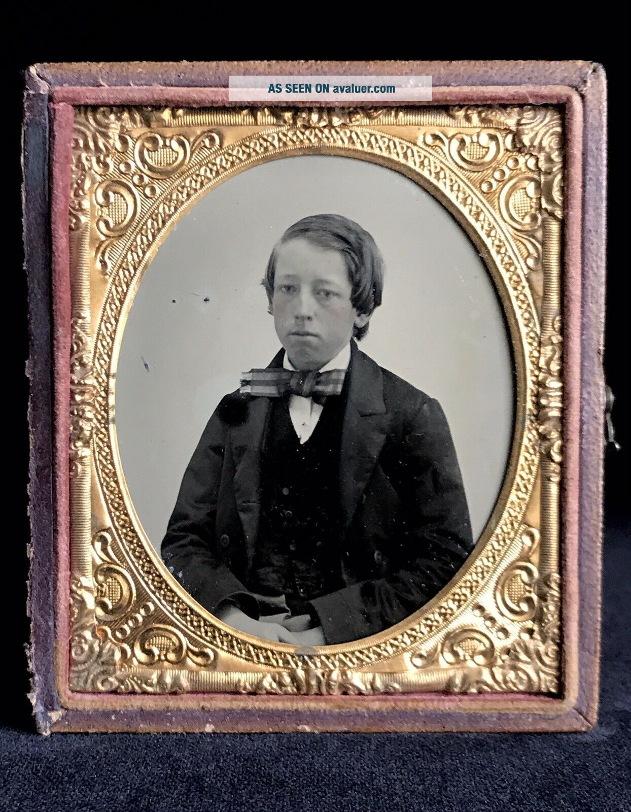1/6 PLATE AMBROTYPE - YOUNG TEENAGE BOY IN THE BOTTOM OF A RARE ...