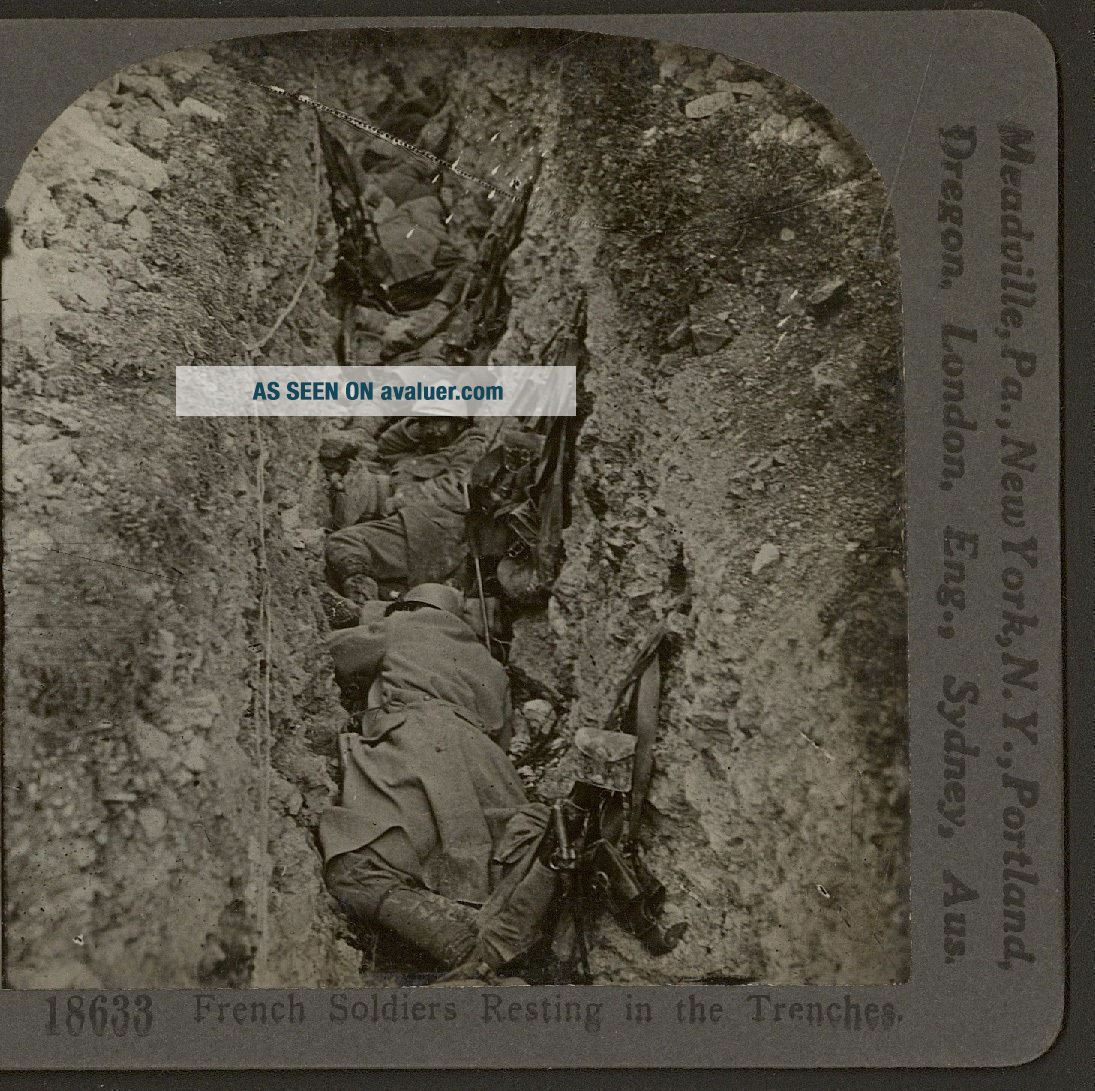 French Soldiers Resting In The Trenches. WW1 Stereoview | #3396318