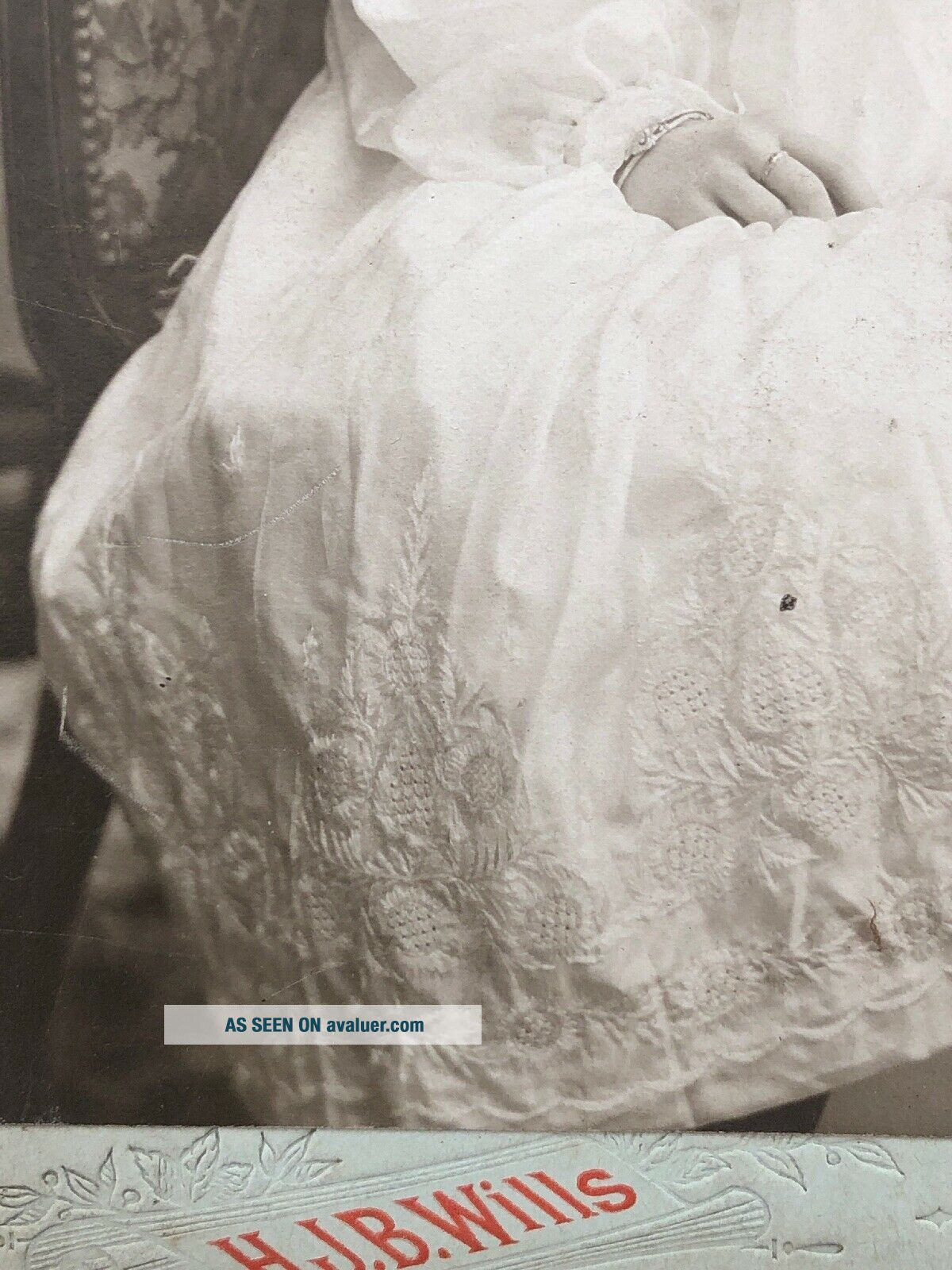 Victorian Photo: Cabinet Card: Young Lady White Lace: Wills: Cardiff ...