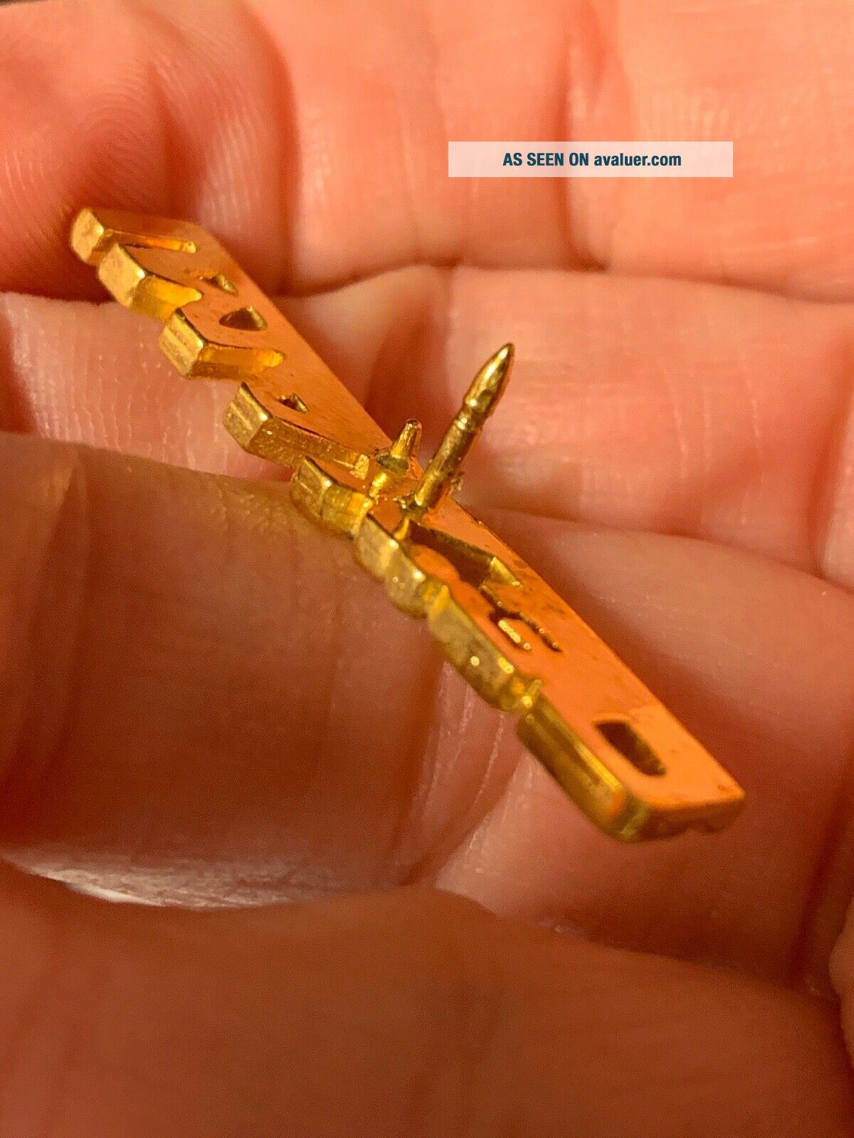 Vintage Imax 3 - D Movie Theatre Gold Tone Lapel Pin (CC) | #3608770