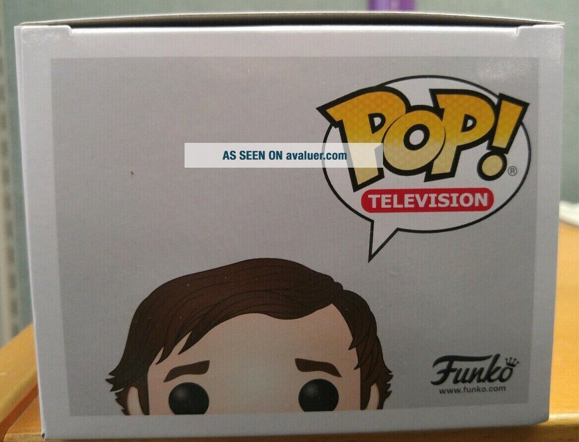 Funko Pop The Office Chase Jim Halpert In Hand | #3629753