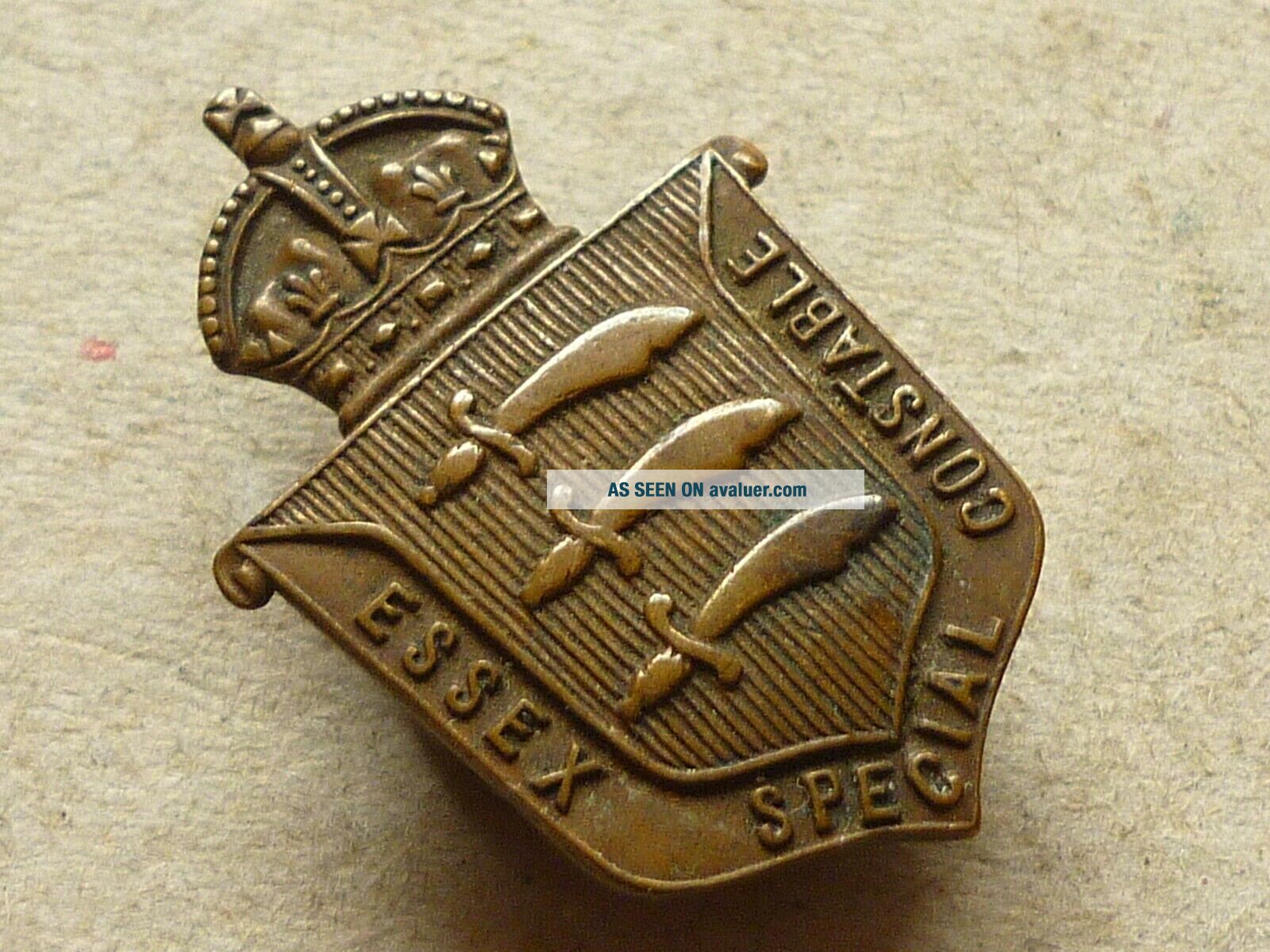 ANTIQUE WORLD WAR ONE POLICE BADGE ESSEX SPECIAL CONSTABLE 1914 | #3721090