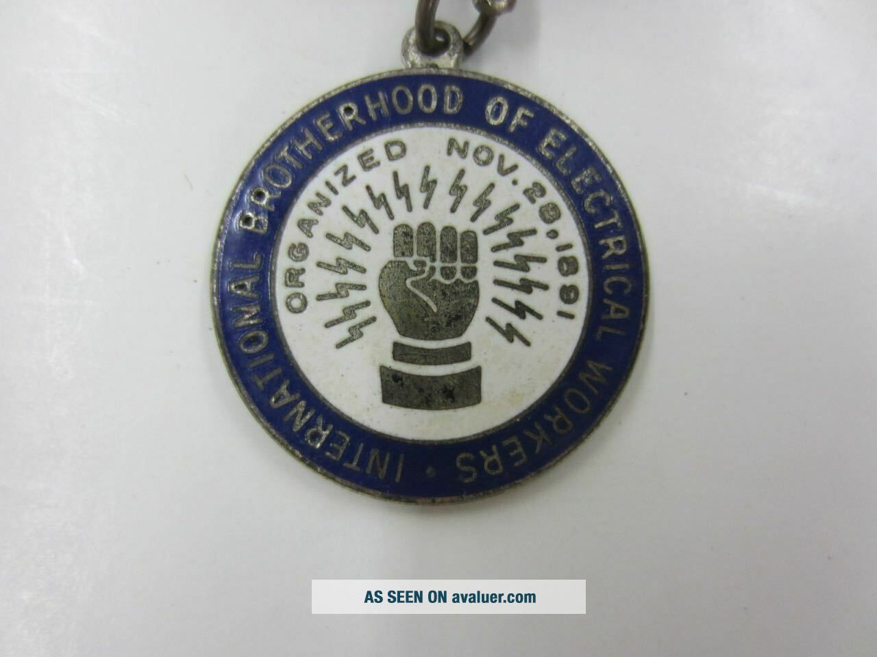 Vintage 1958 INTERNATIONAL BROTHERHOOD OF ELECTRICAL WORKERS Medal ...