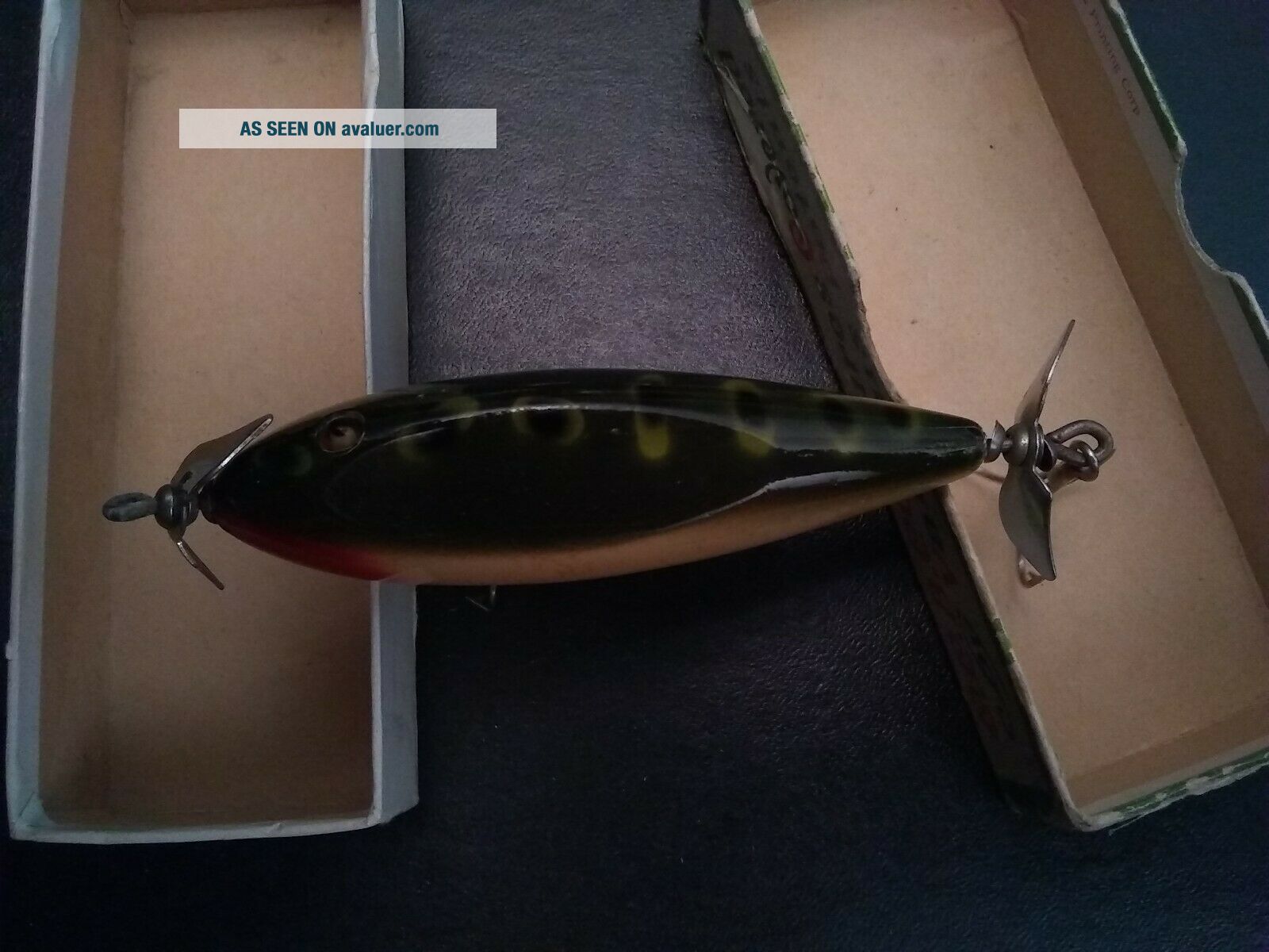 Vintage Fishing Lure Creek Chub Injured Minnow Frog | #3959497
