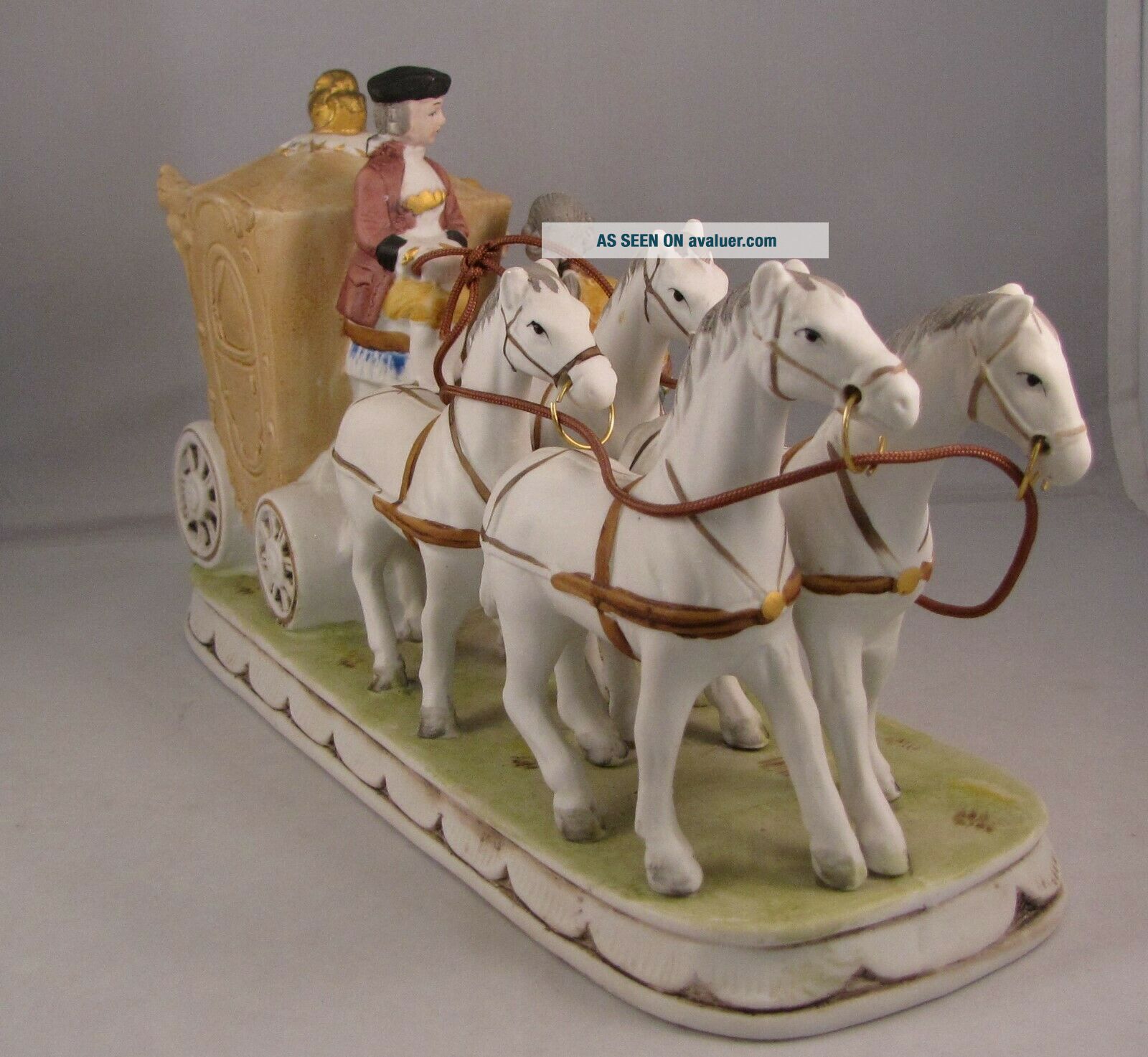 VINTAGE BISQUE PORCELAIN COLONIAL HORSE CARRIAGE FIGURINE 11 " | #4065596