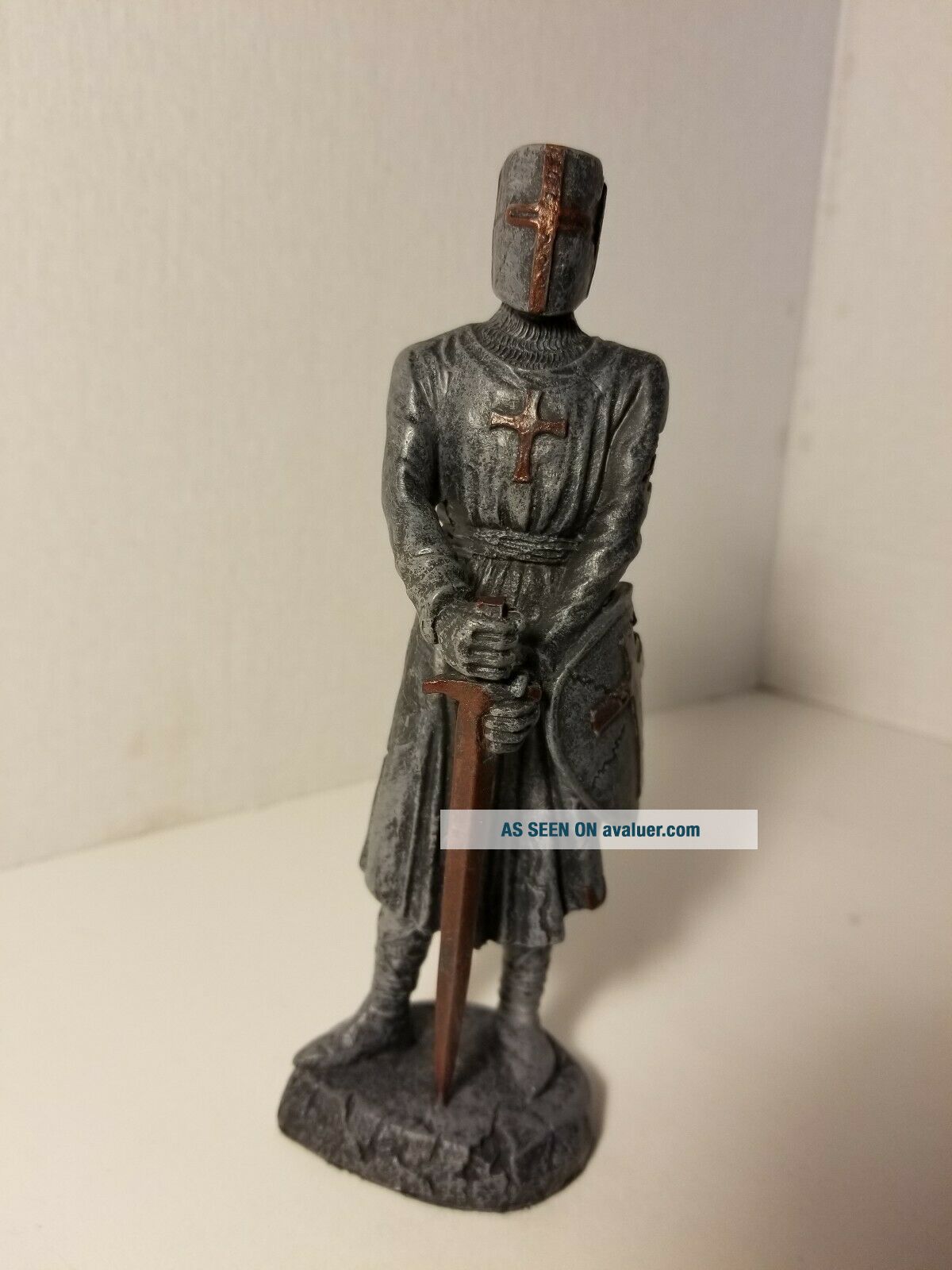 MEDIEVAL KNIGHT CRUSADER ELITE TEMPLAR SWORDSMAN STATUE FIGURINE SUIT ...