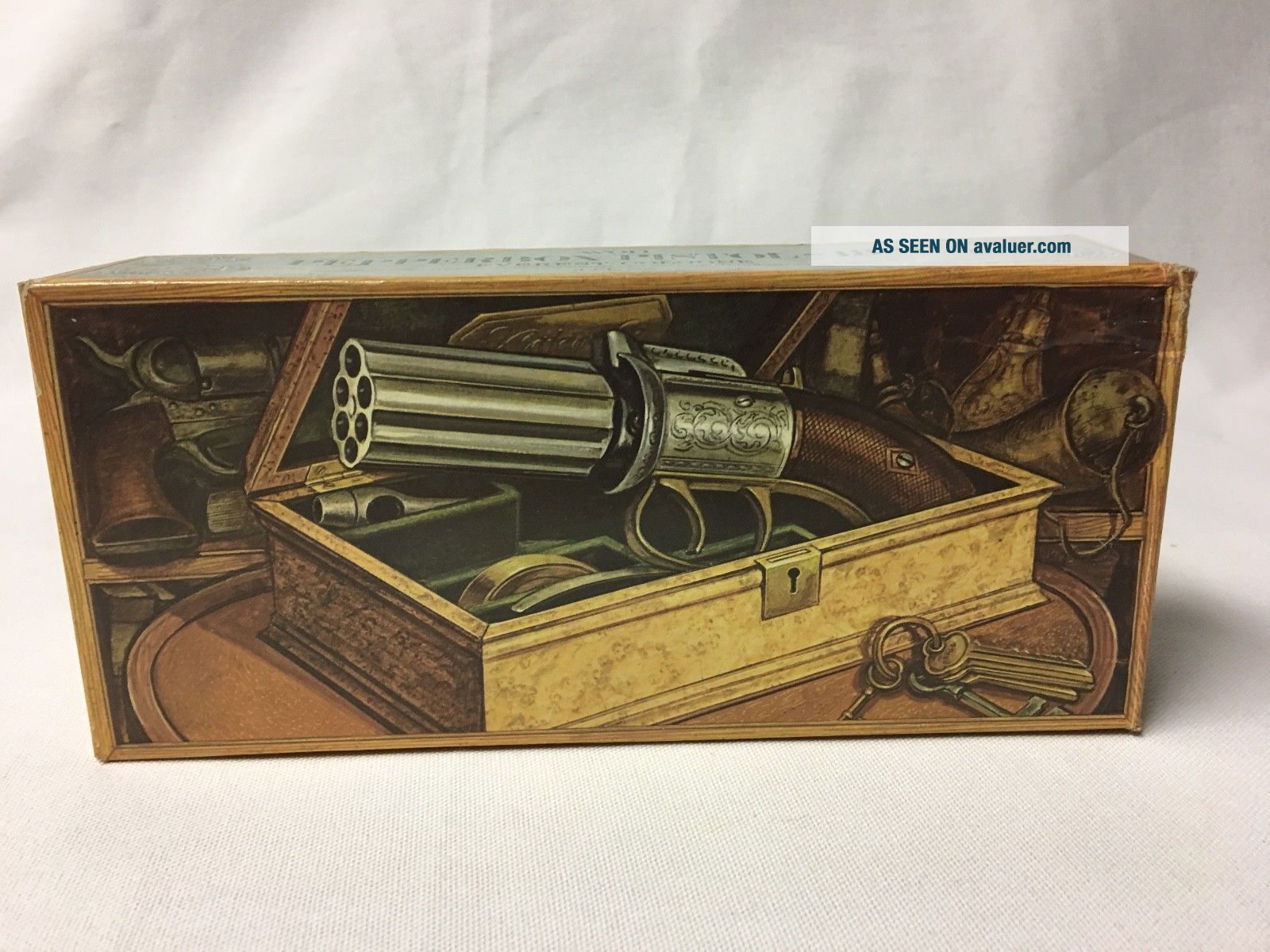 Vintage Avon Pepperbox Pistol 1850 Everest Cologne Full Bottle | #4162737
