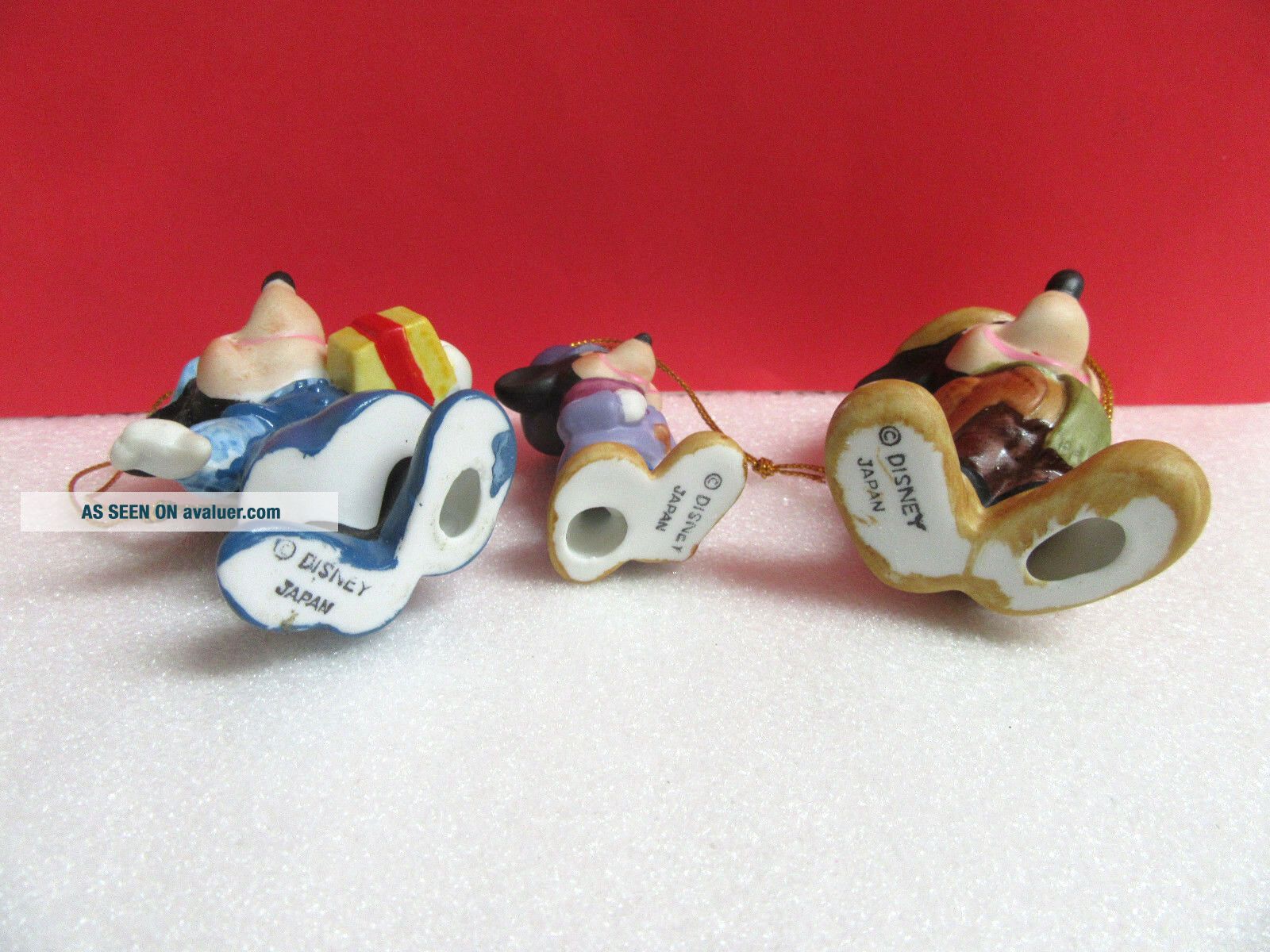 Disney Mickey ' S Christmas Carol THE CRATCHITS And TINY TIM Porcelain ...