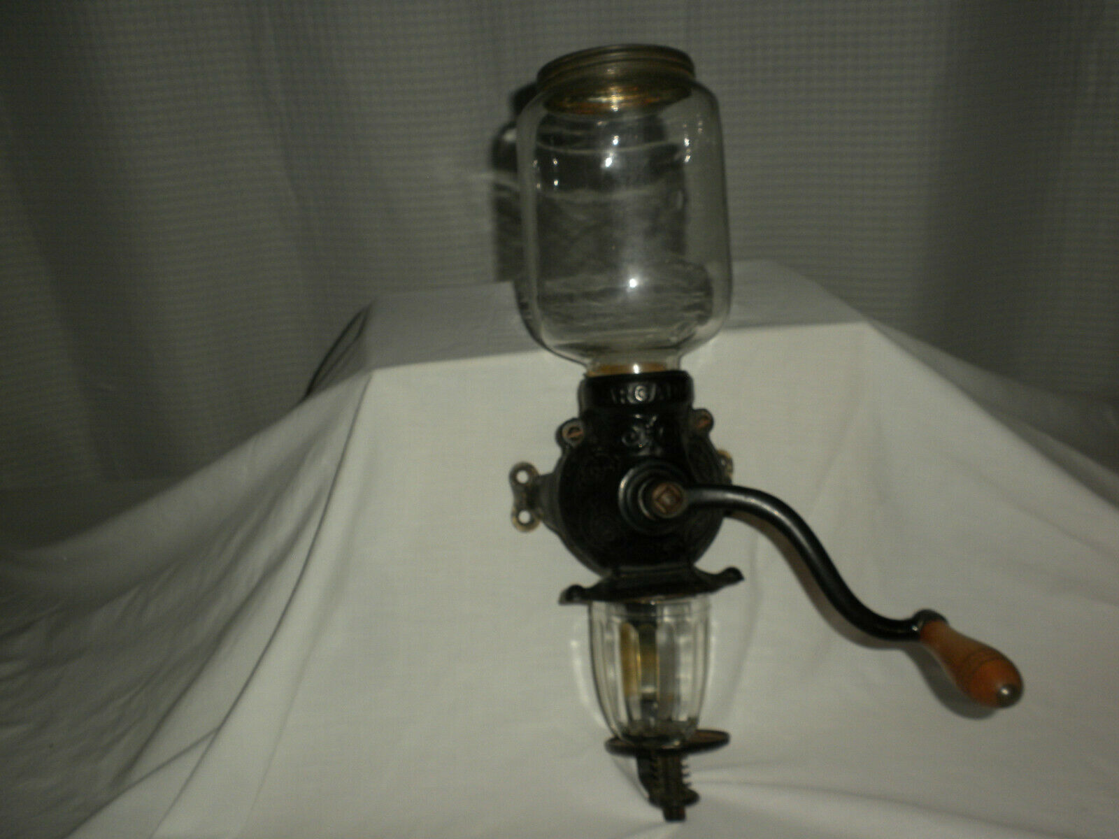 Antique ARCADE CRYSTAL Black CAST IRON WALL Mount Coffee Grinder/Orig ...