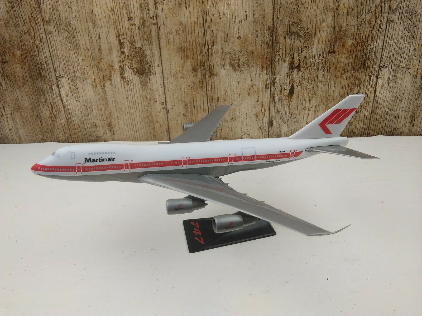 VINTAGE MARTINAIR AIRLINES PH - MAJ Boeing 747 Scale Model | #19003649