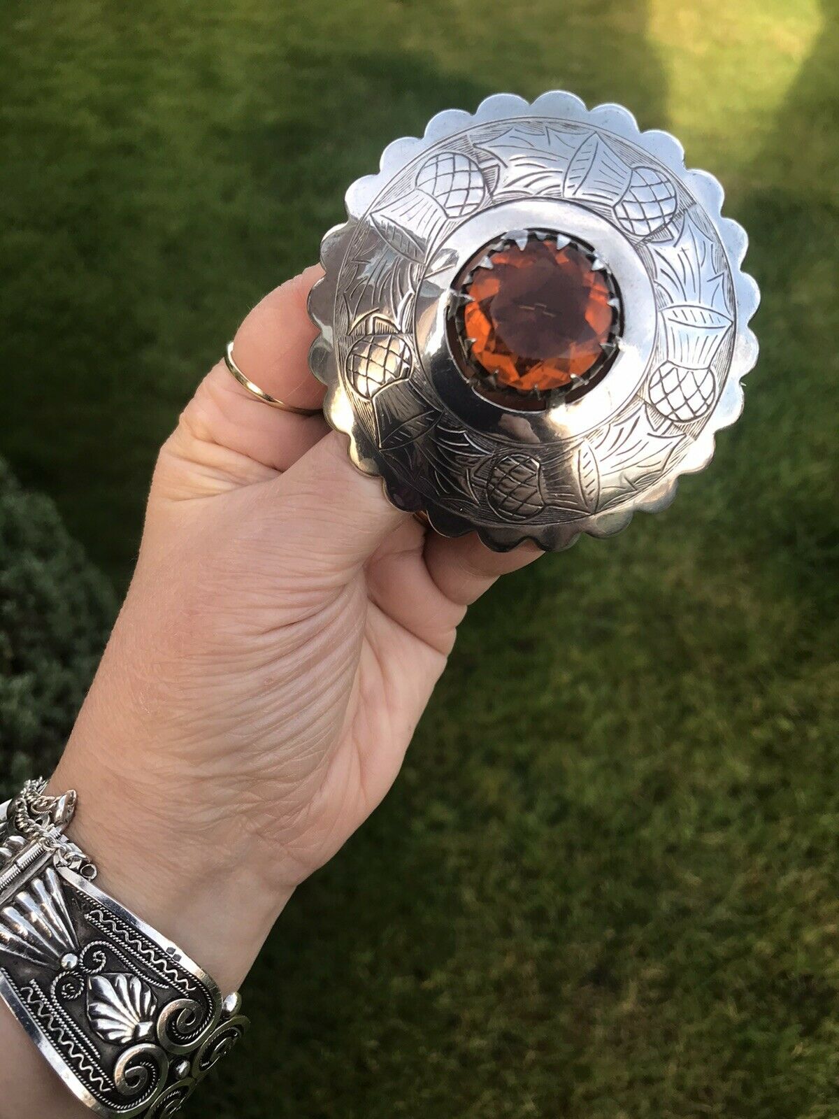 UNUSUAL LARGE ANTIQUE HEAVY SILVER PLATE ORANGE GARNET SCOTTISH PLAID ...