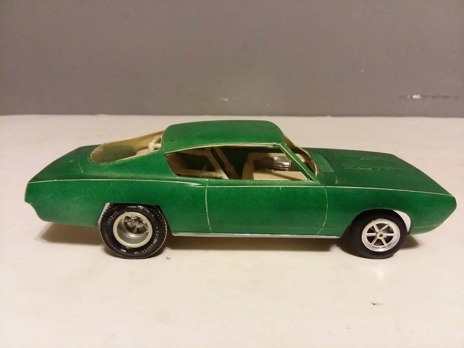 VINTAGE AMT MPC 1960S PLYMOUTH BARRACUDA FUNNY CAR MODEL BUILT 1/25 ...