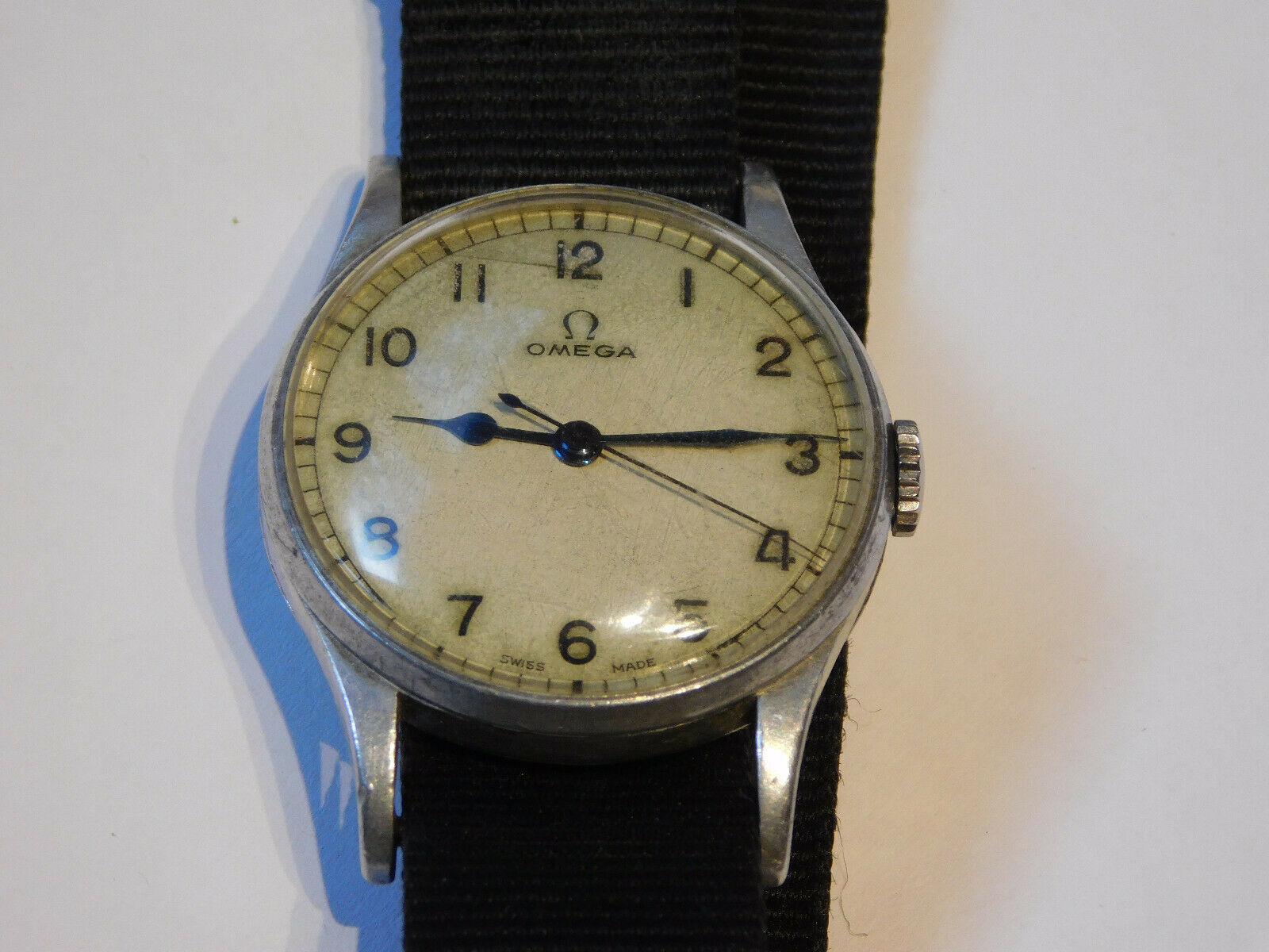 OMEGA VINTAGE PILOTS OR NAVIGATORS BRITISH MILITARY WRIST WATCH FROM ...
