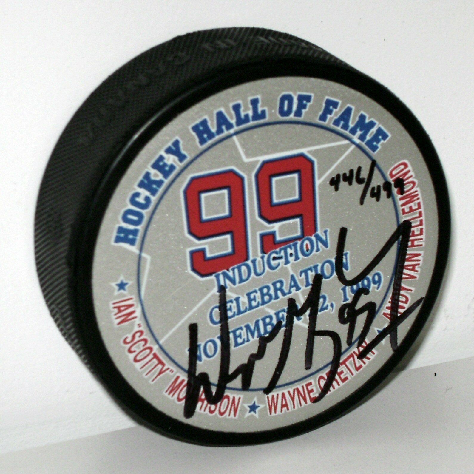 WAYNE GRETZKY Autograph Signed 1999 HALL OF FAME INDUCTION PUCK Auto ...