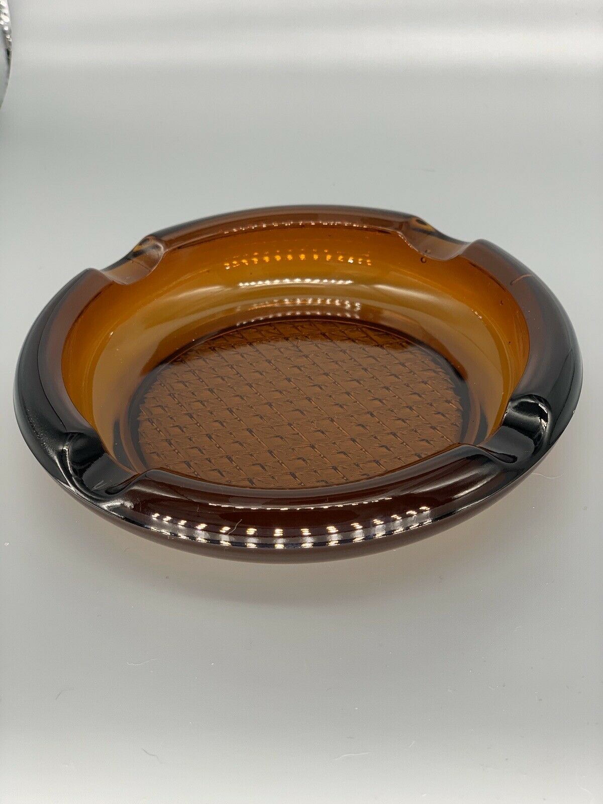 Vintage 8 " AMBER Glass Round Cigar Ashtray Floor Smokestand Ashtray ...
