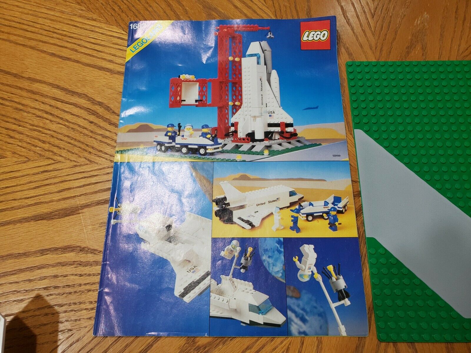 Lego 1682 Legoland Town System Space Shuttle Factory With Instructions ...