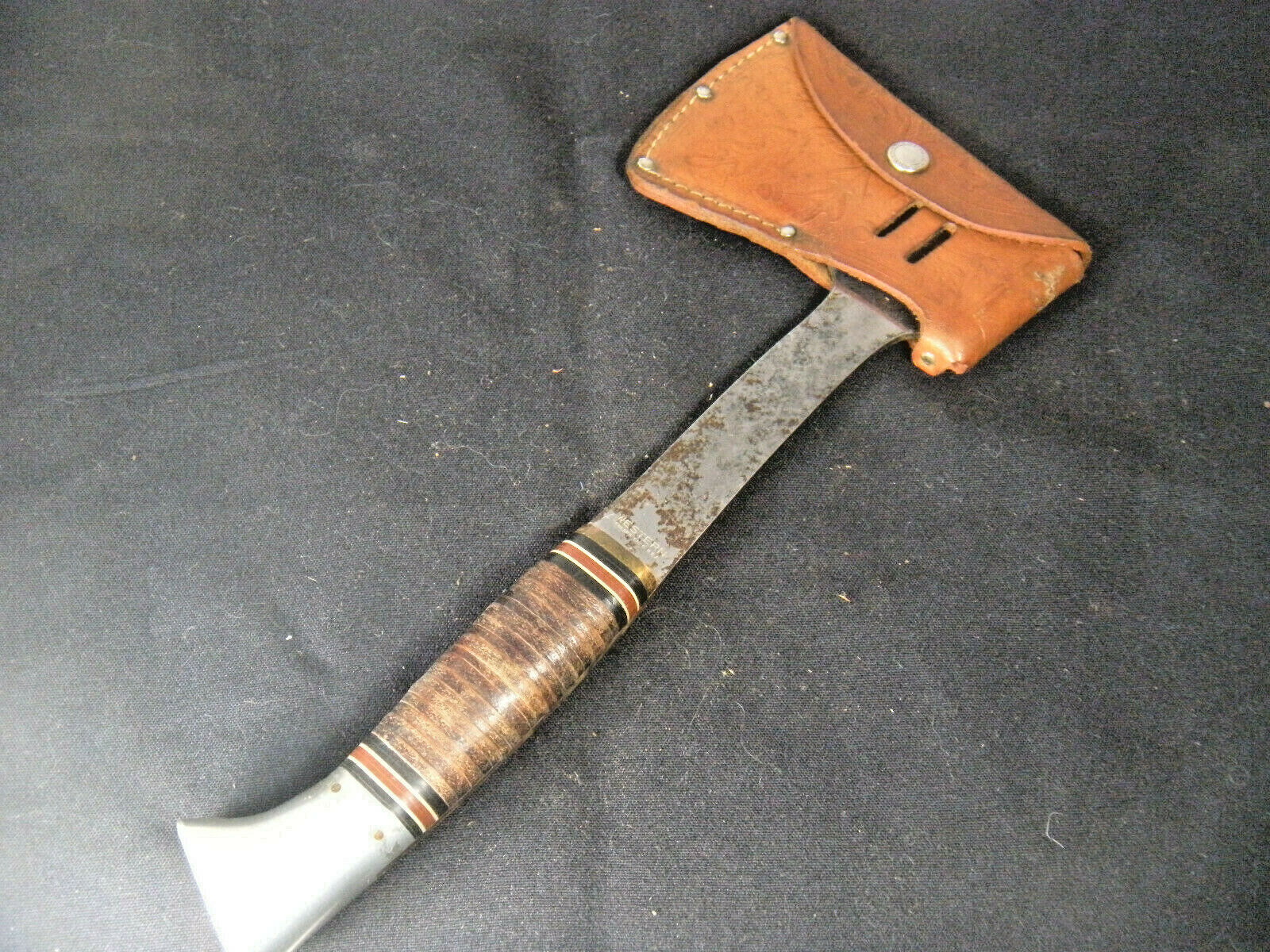 VINTAGE WESTERN BOULDER COLO USA AXE/HATCHET WITH SHEATH | #18481882