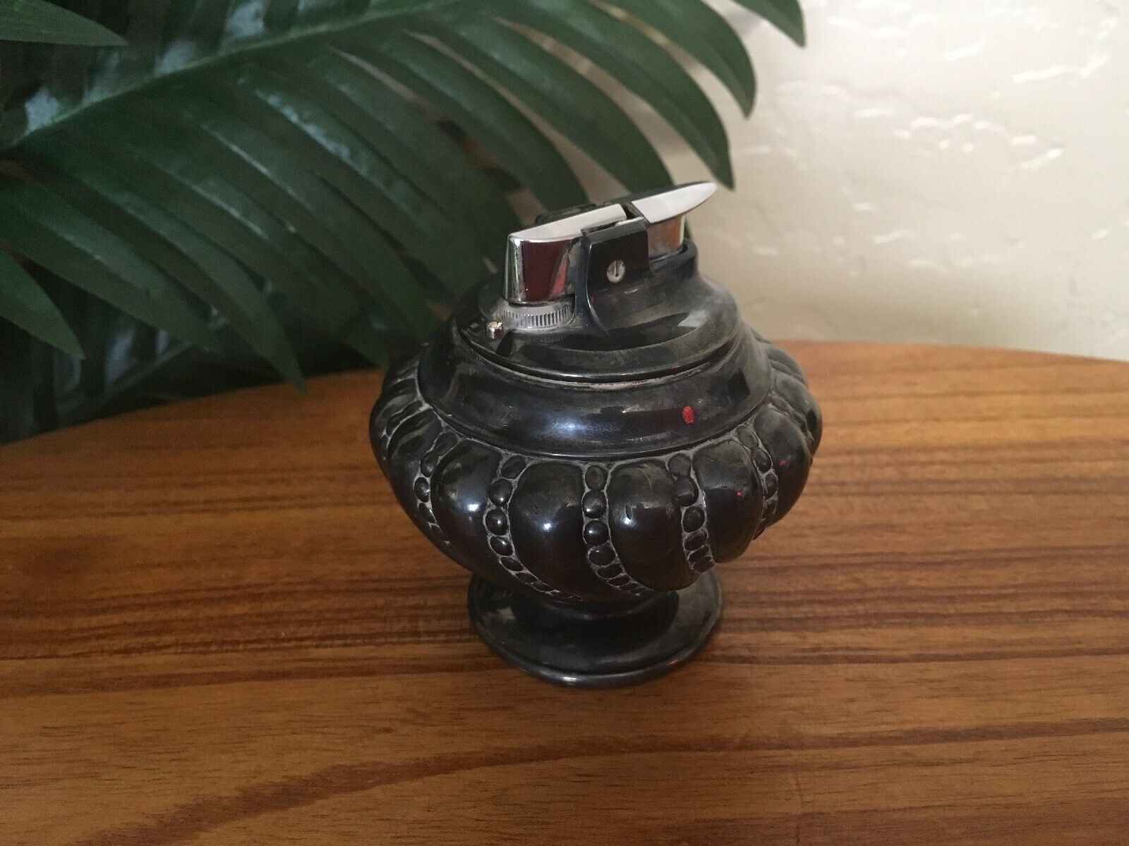 Vintage Ronson Ornate Silver Metal Tabletop Cigarette Lighter | #18394250