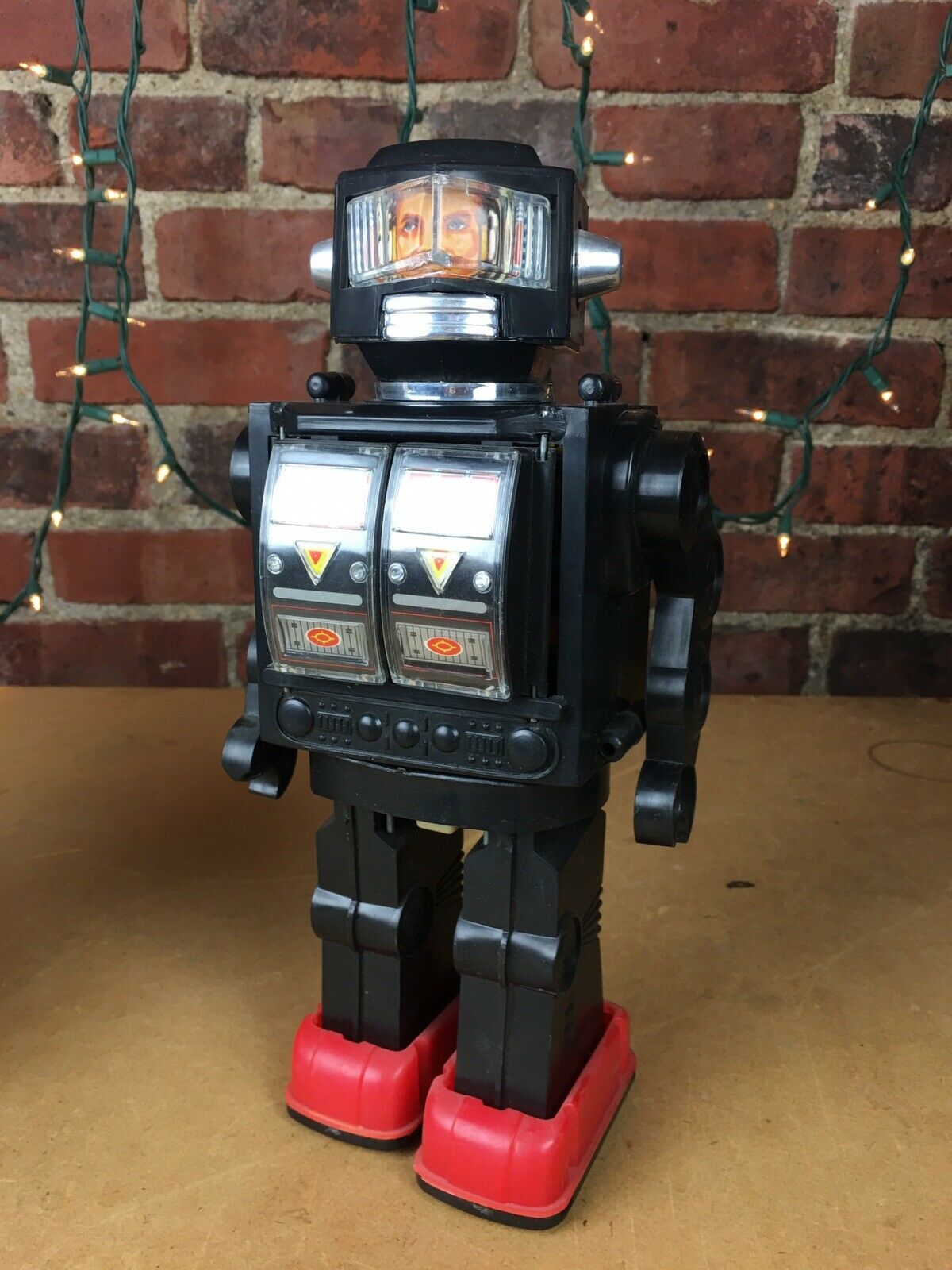 Vintage Battery Operated Moon Explorer Robot Rotates Shoots W/ Orig Box ...