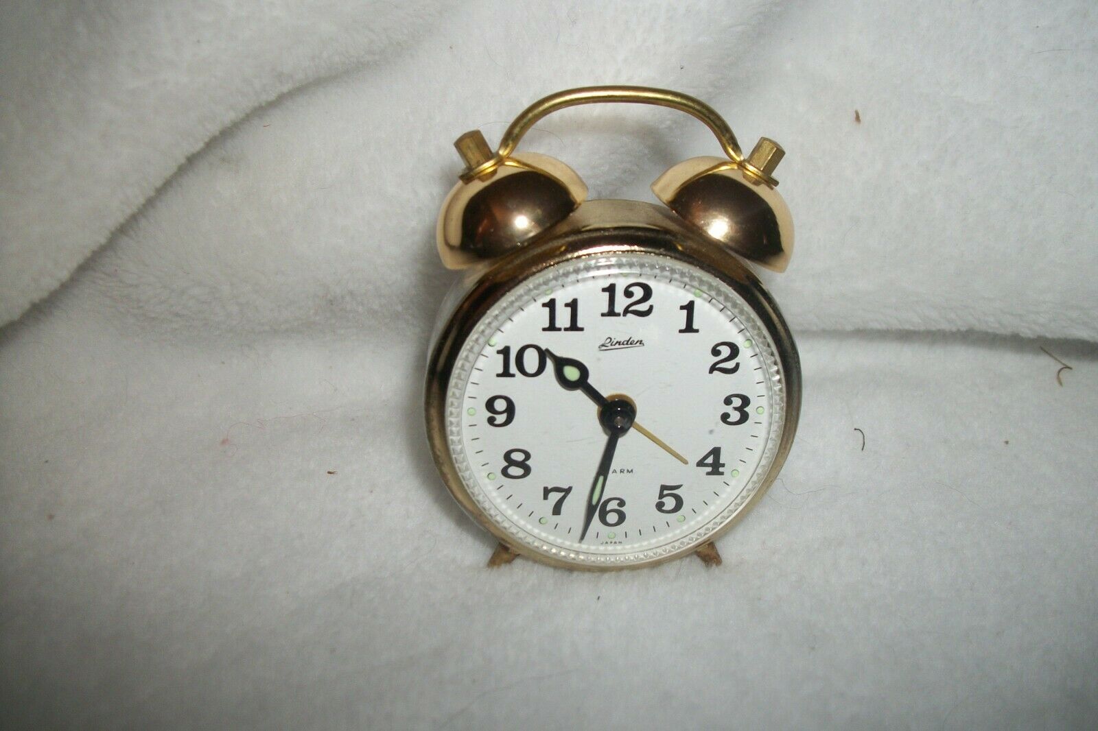 Vintage Linden Double Bell Wind Up Alarm Clock (keeps Correct Time ...