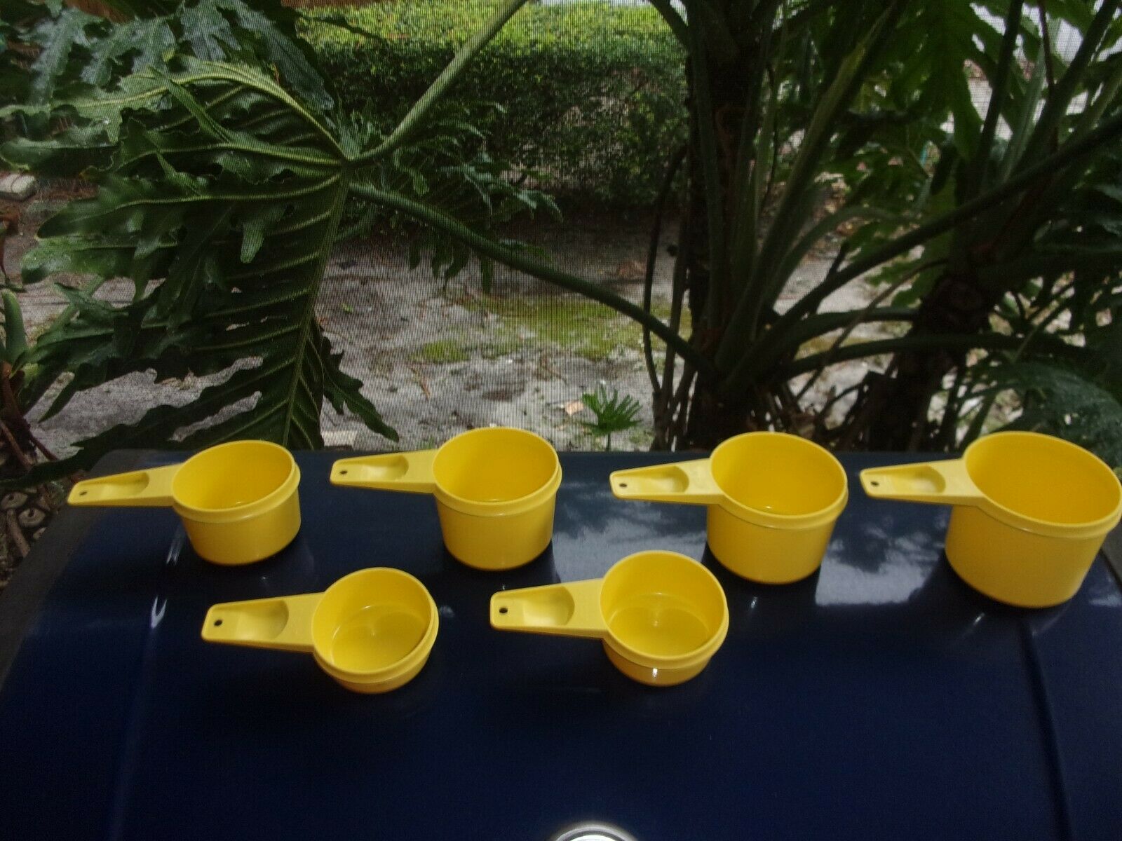 Vintage Tupperware Measuring Cups Yellow Complete Set Of 6 | #18107253