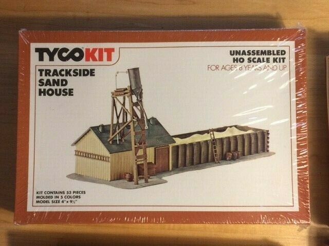 Vintage TYCO KIT HO Train Buildings; Water Tank, Trestle, Sand House ...