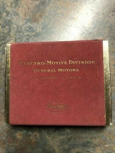 Electro - Motive Division General Motors Locomotives Double Deck Of ...