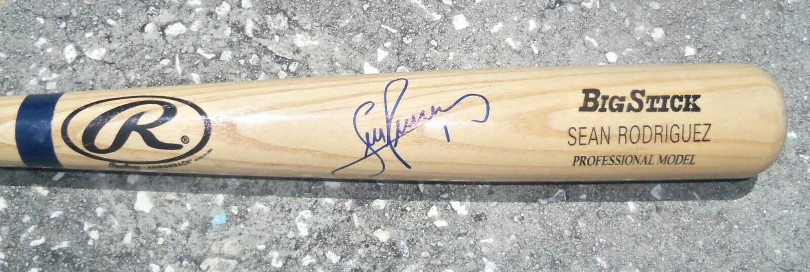 Phillies SEAN RODRIGUEZ Signed RAWLINGS Baseball Bat W/COA | #17815068