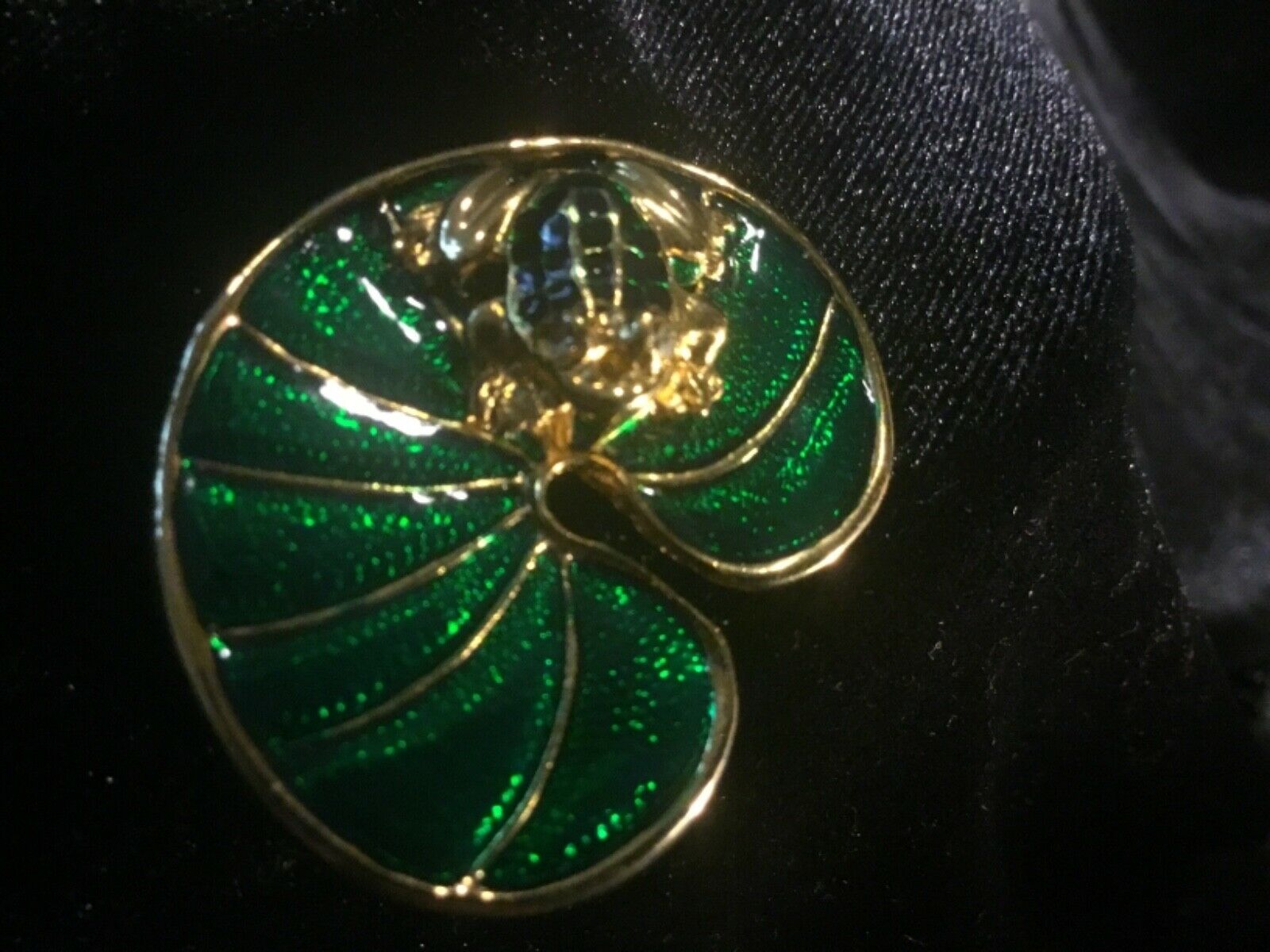 VINTAGE GUILLOCHE ENAMEL RHINESTONES FROG ON LILLY PAD BROOCH PIN ...