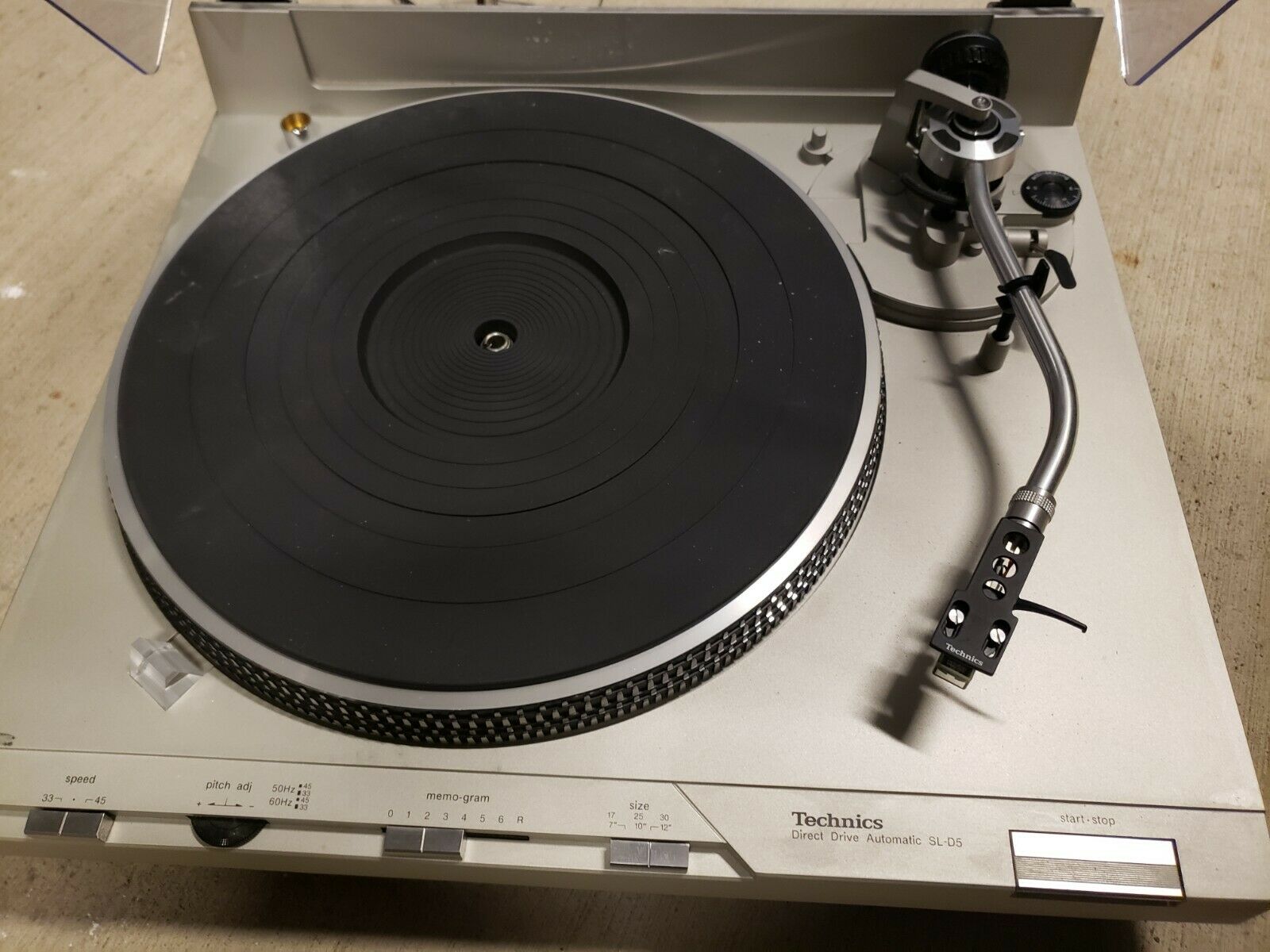 TECHNICS SL - D5 DIRECT DRIVE AUTOMATIC TURNTABLE - | #17800219