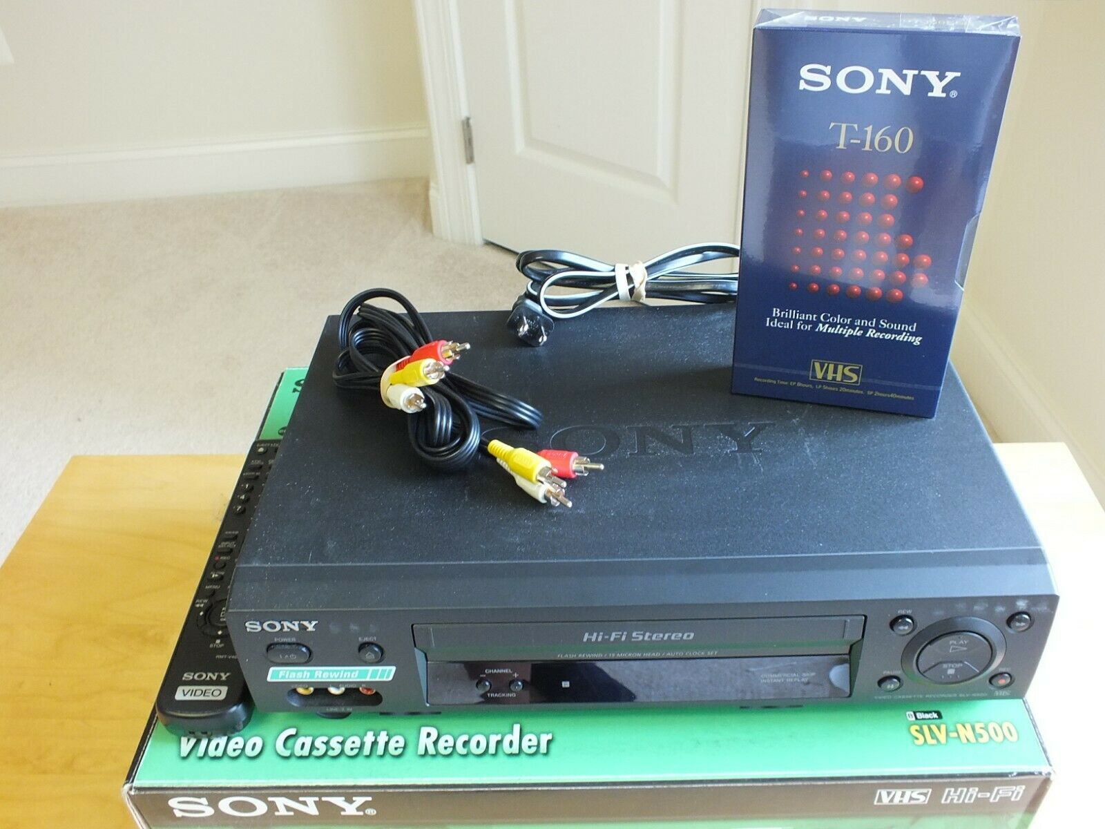 Sony VCR SLV - N500 HiFi 4Head Stereo VHS Player/Recorder With Remote ...