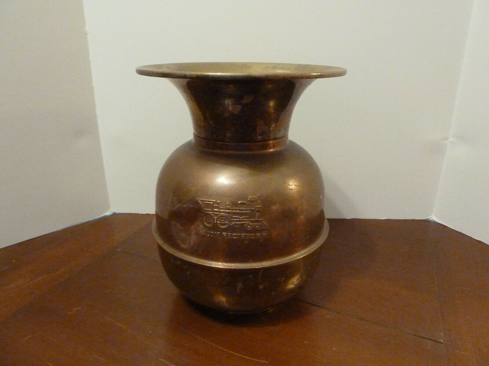Vintage UNION PACIFIC RAILROAD Chewing Tobacco Spittoon Copper Brass ...