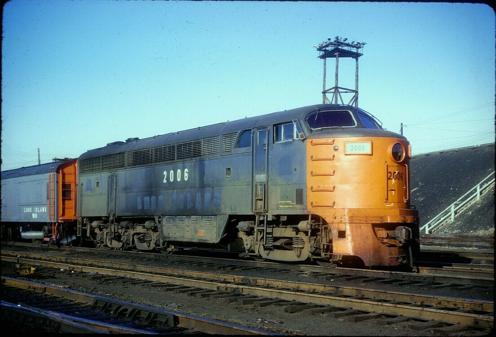 LIRR LONG ISLAND RAIL ROAD FM C - LINER 2006 MORRIS PARK YD 1964 QUEENS ...