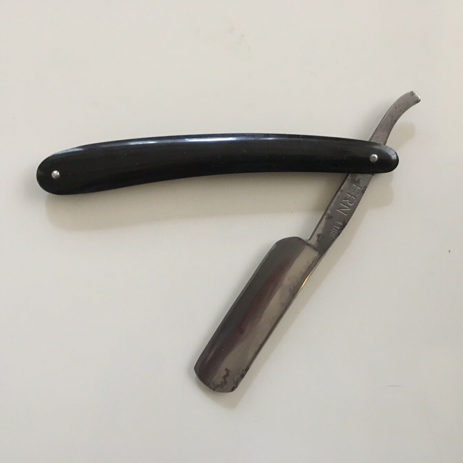 ANTIQUE SHAVING STRAIGHT RAZOR CROWN SWORD GERMANY EXTRA HOLLOW GROUND ...