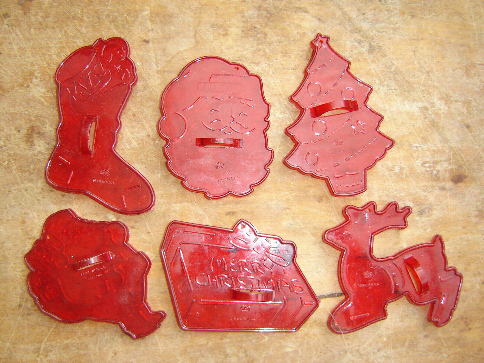 6 Vintage HRM Christmas Dark Red Plastic Cookie Cutters | #17563018