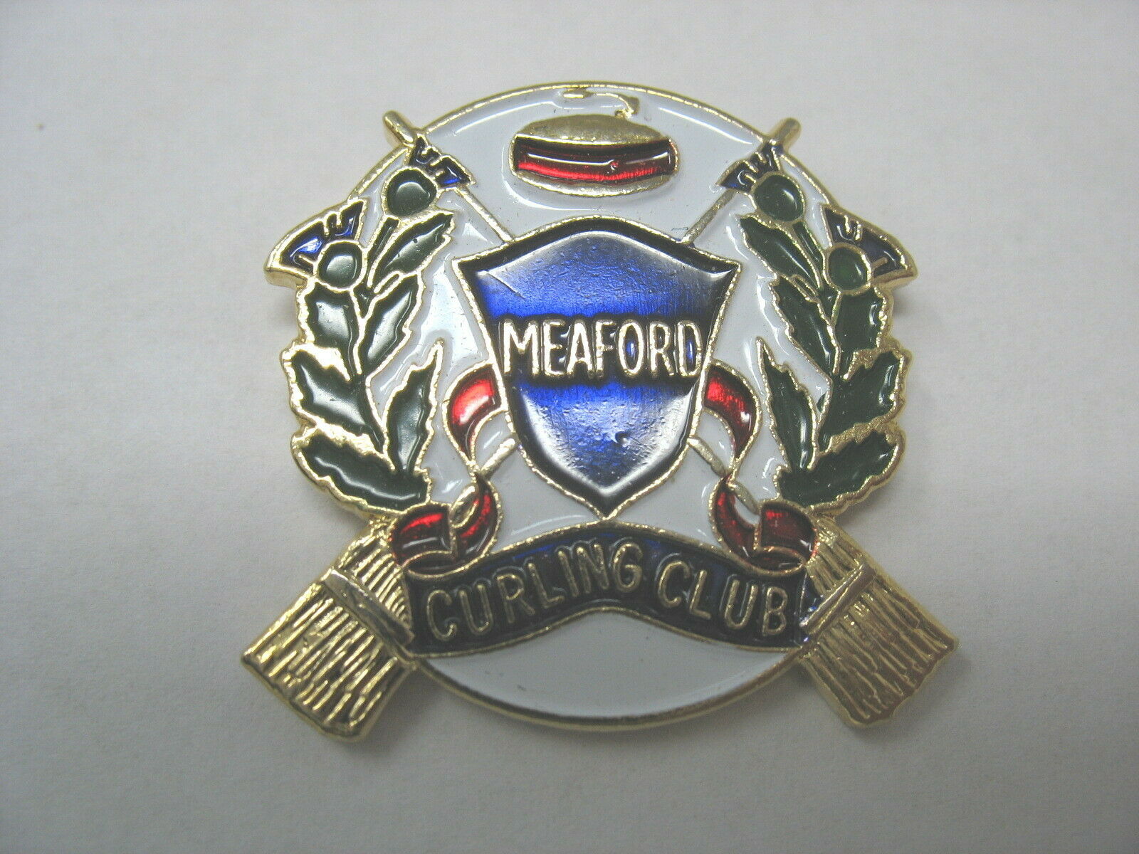 MEAFORD CURLING CLUB LAPEL PIN - ONTARIO | #17484492