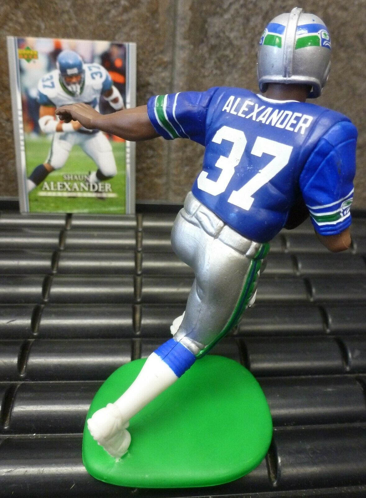 2000 LOOSE STARTING LINEUP SLU FIGURE SHAUN ALEXANDER SEATTLE SEAHAWKS ...