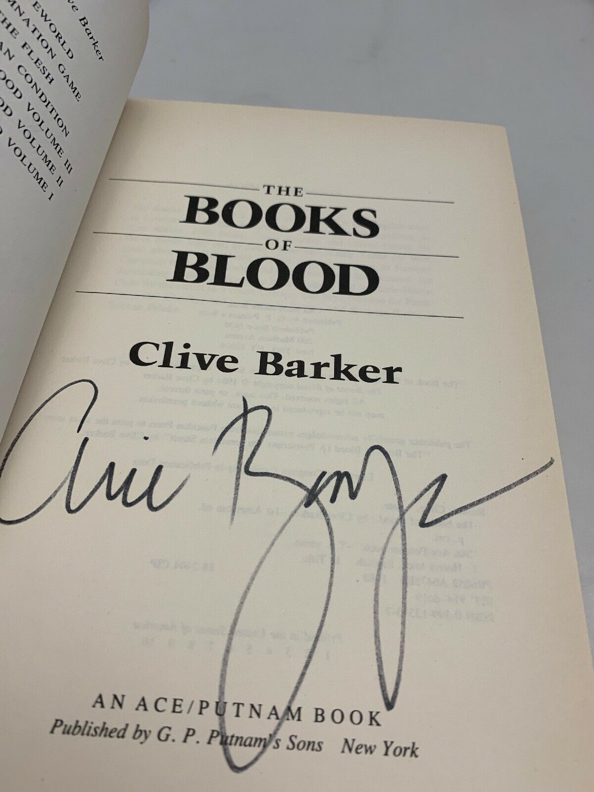 Clive Barker The Books Of Blood Signed 1st Edition VF | #17348213